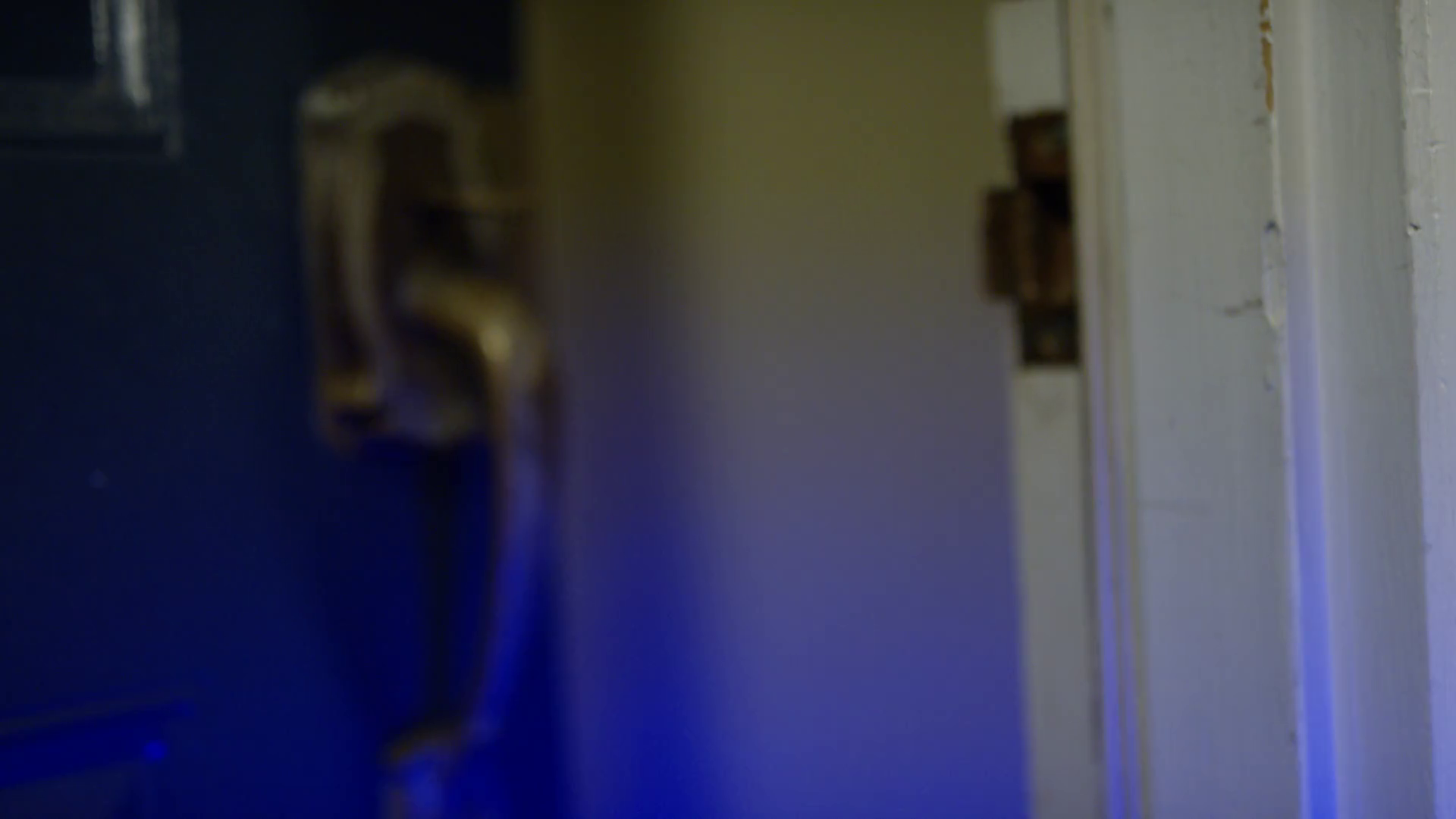 American Crime Home Residence Broken Into Stock Footage SBV-347719335 ...