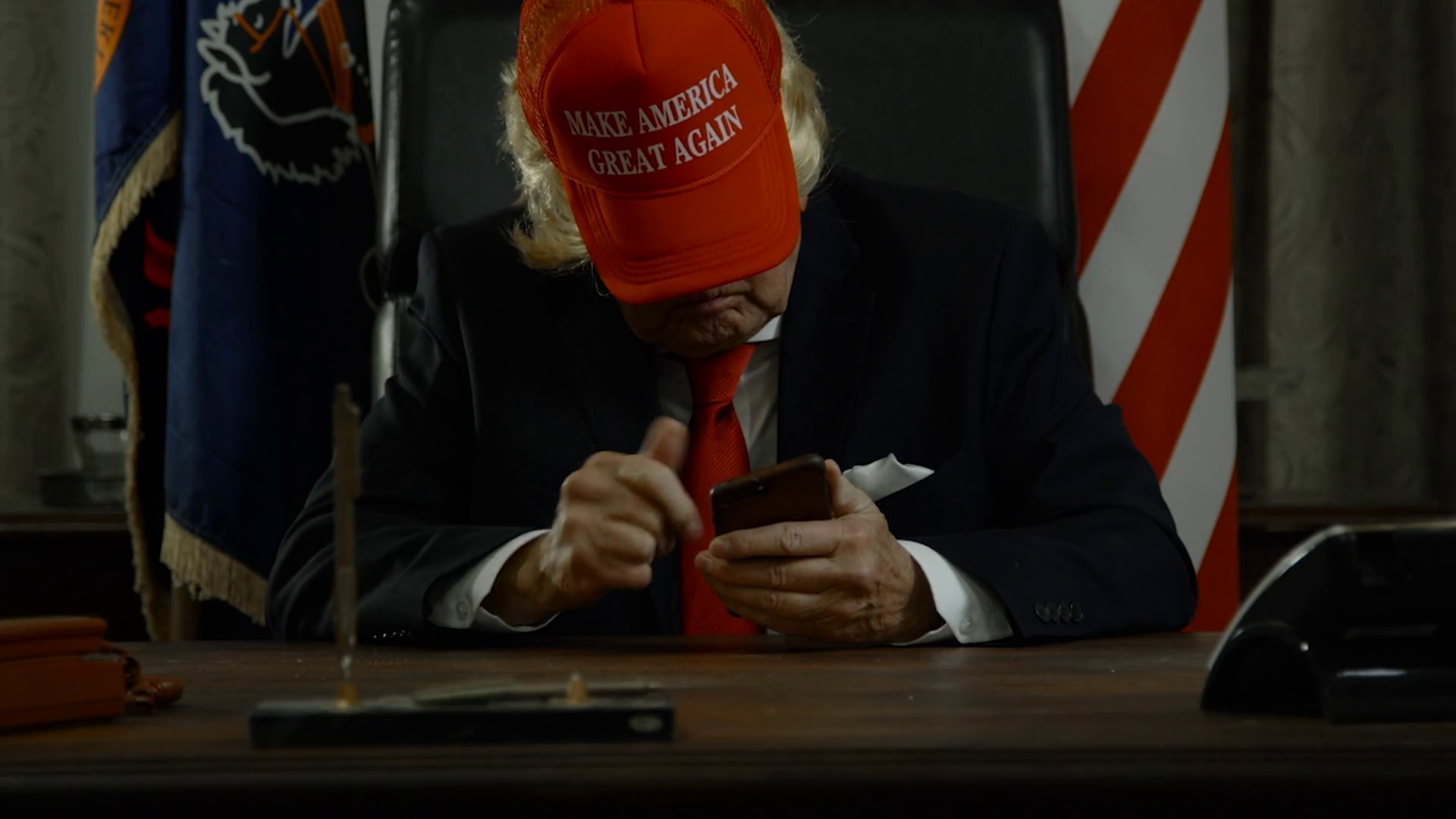 Trump Sitting In Oval Office Tweeting On Stock Footage SBV-348391738 ...