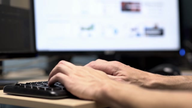 Download Royalty Free Computer Videos - Computer Stock Footage