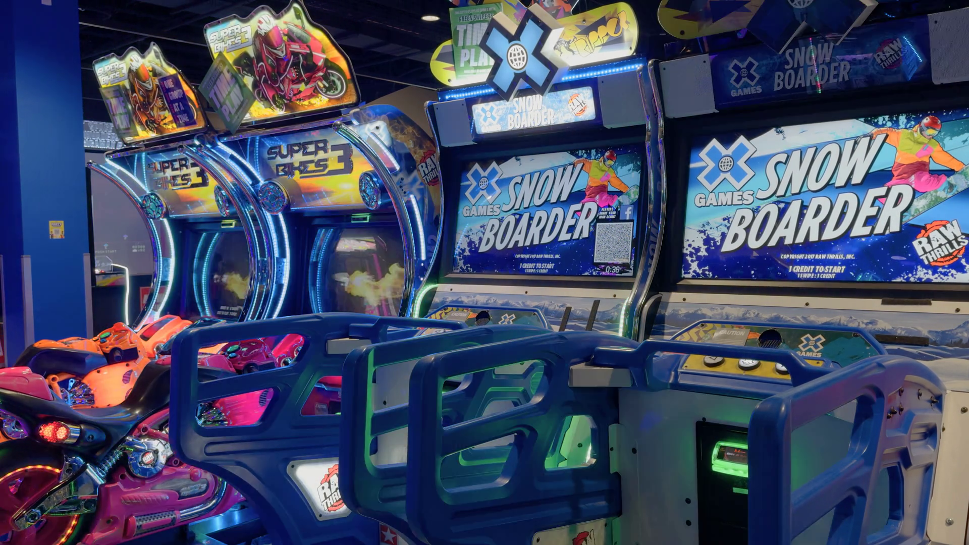 Arcade Games With Flashing Lights Attracting Stock Footage SBV ...