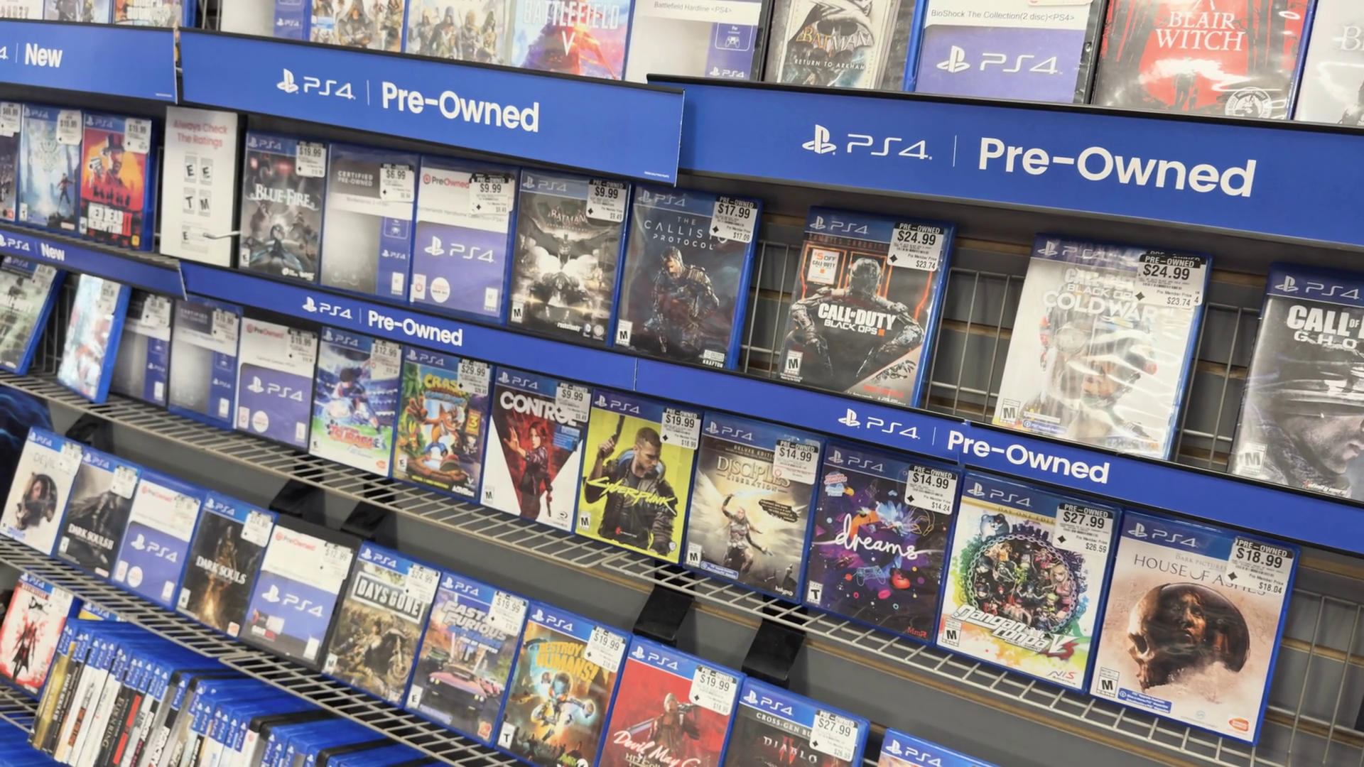 Pre Owned Playstation Games Sale At Store 4k Stock Footage SBV ...