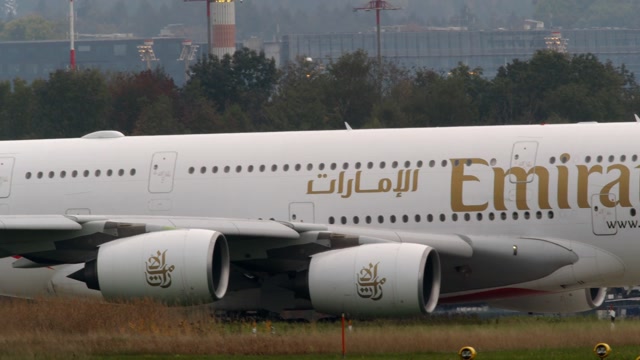 Emirates Airplane Stock Footage: Royalty-Free Video Clips - Storyblocks