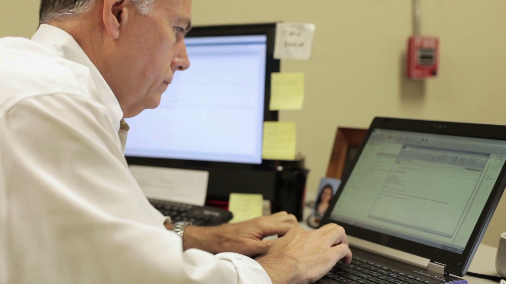 Businessman Typing Email At Desk Stock Footage SBV-300272986 - Storyblocks