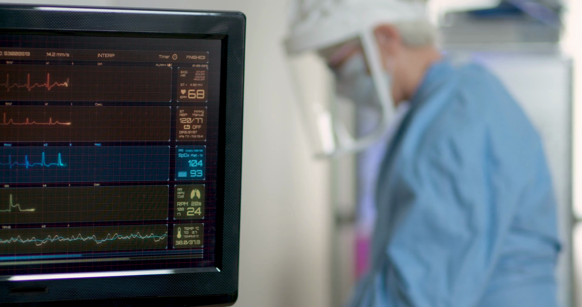 Er Nurse Working On Coronavirus Patient Stock Footage SBV-338299958 ...