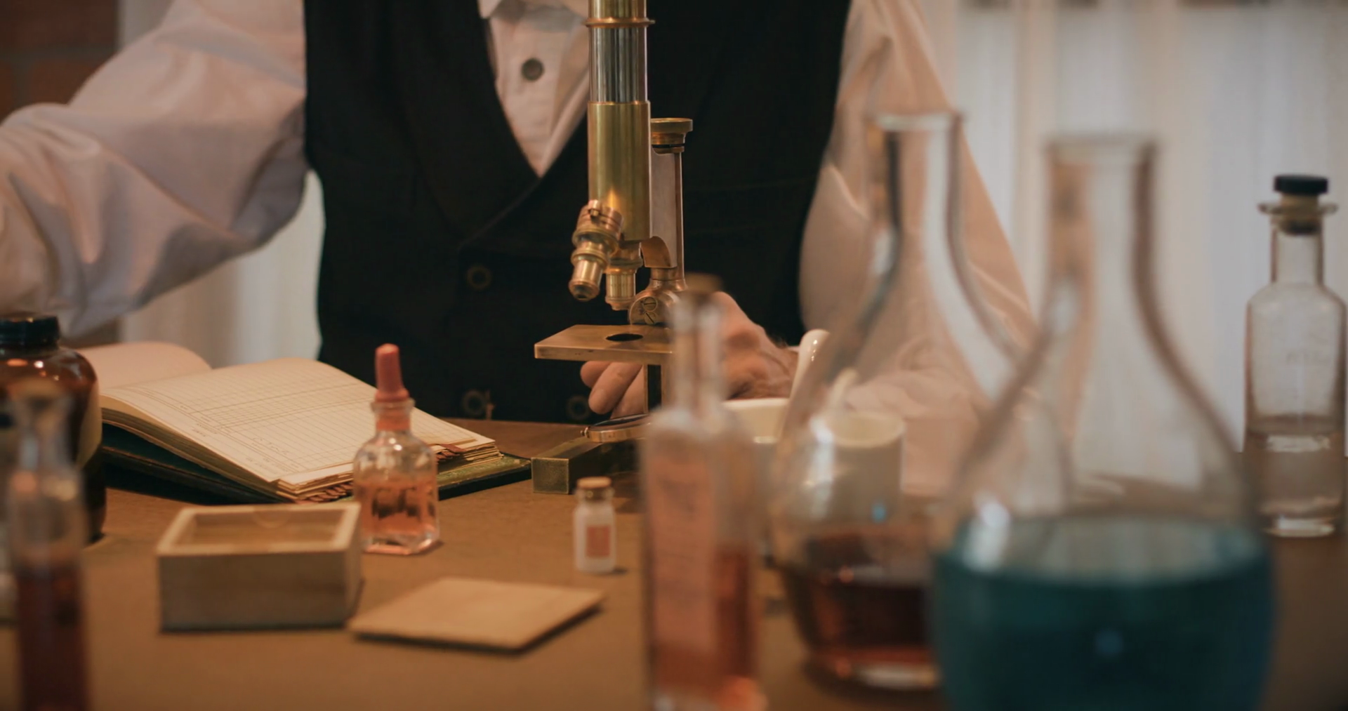 Scene Tracks Around Victorian Era Scientist Stock Footage SBV-338018171 ...