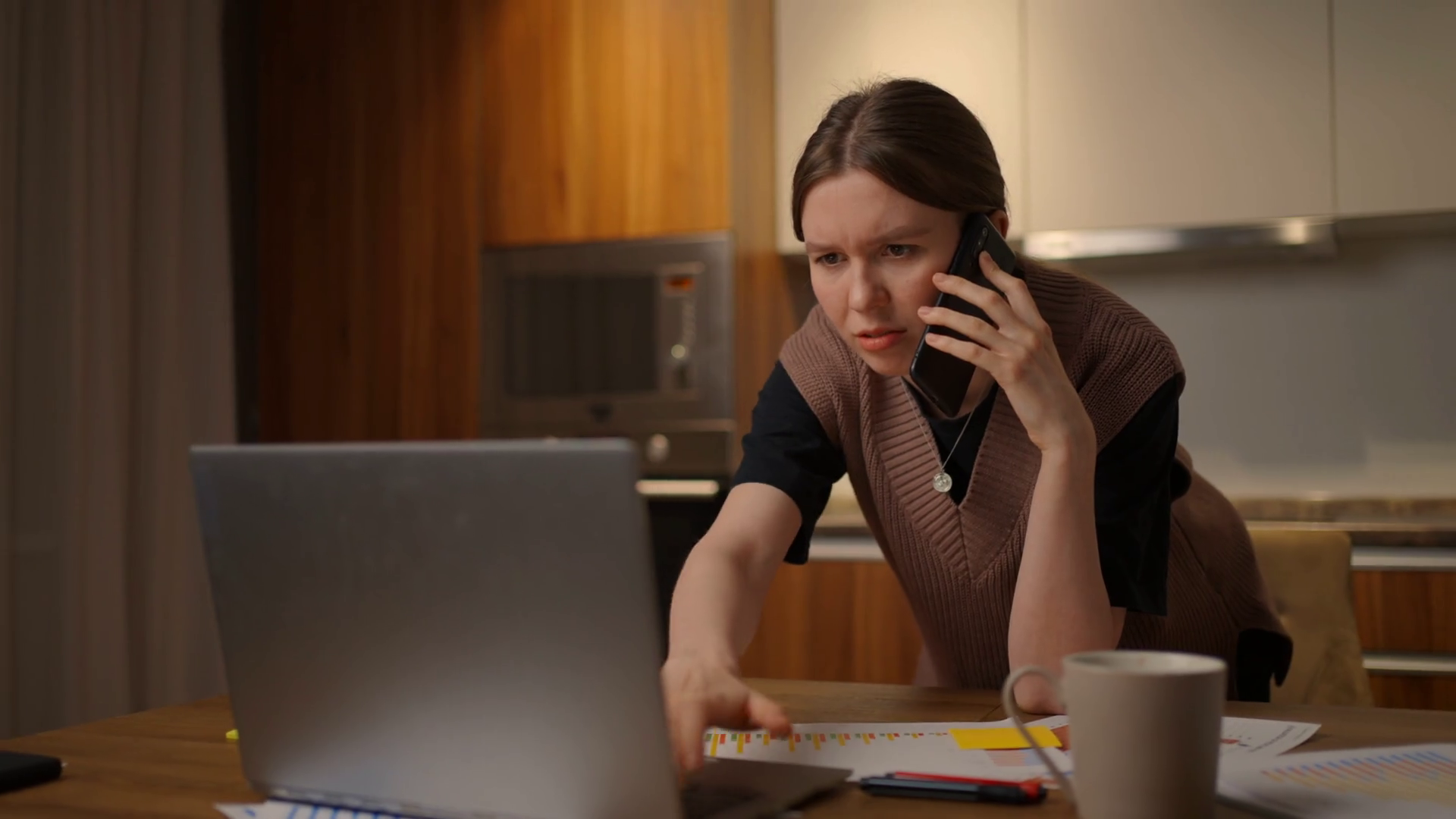 The Woman Works From Home Remote Work With Stock Footage SBV-346781806 ...