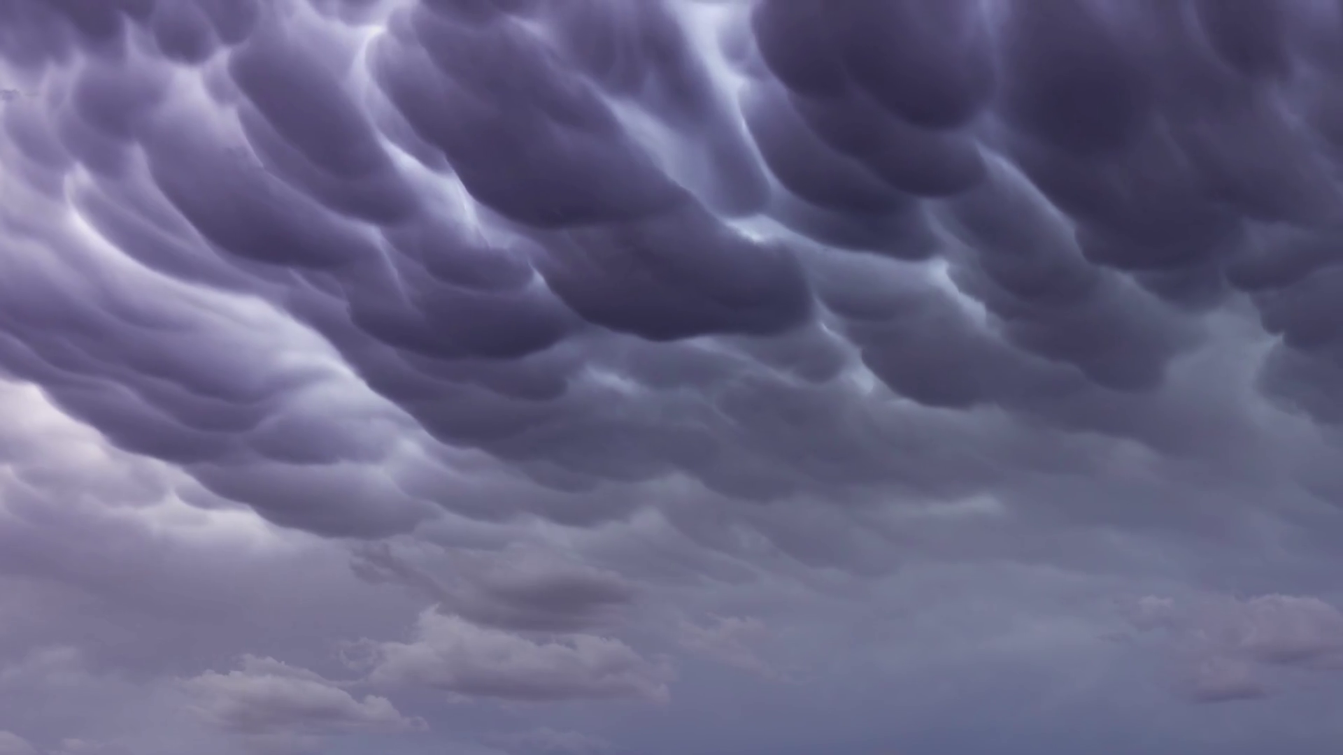 Formation Of Mammatus Clouds Dramatic Sky Stock Footage SBV-348637140 ...