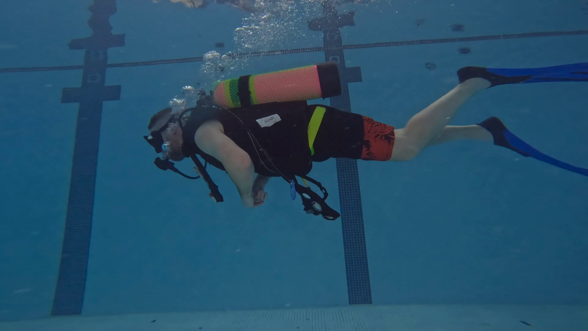 Man Learning To Scuba Dive In Pool Adjusts Stock Footage SBV-347604193 ...