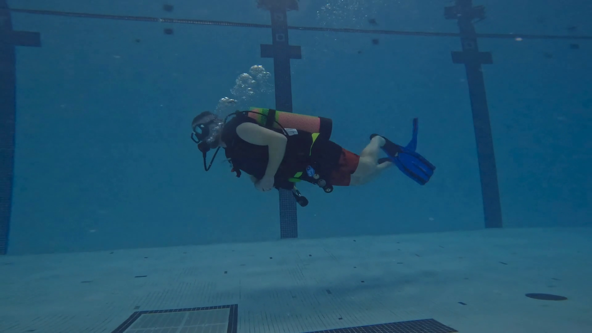 Man Learning To Scuba Dive In Pool Rolls Stock Footage SBV-347604192 ...