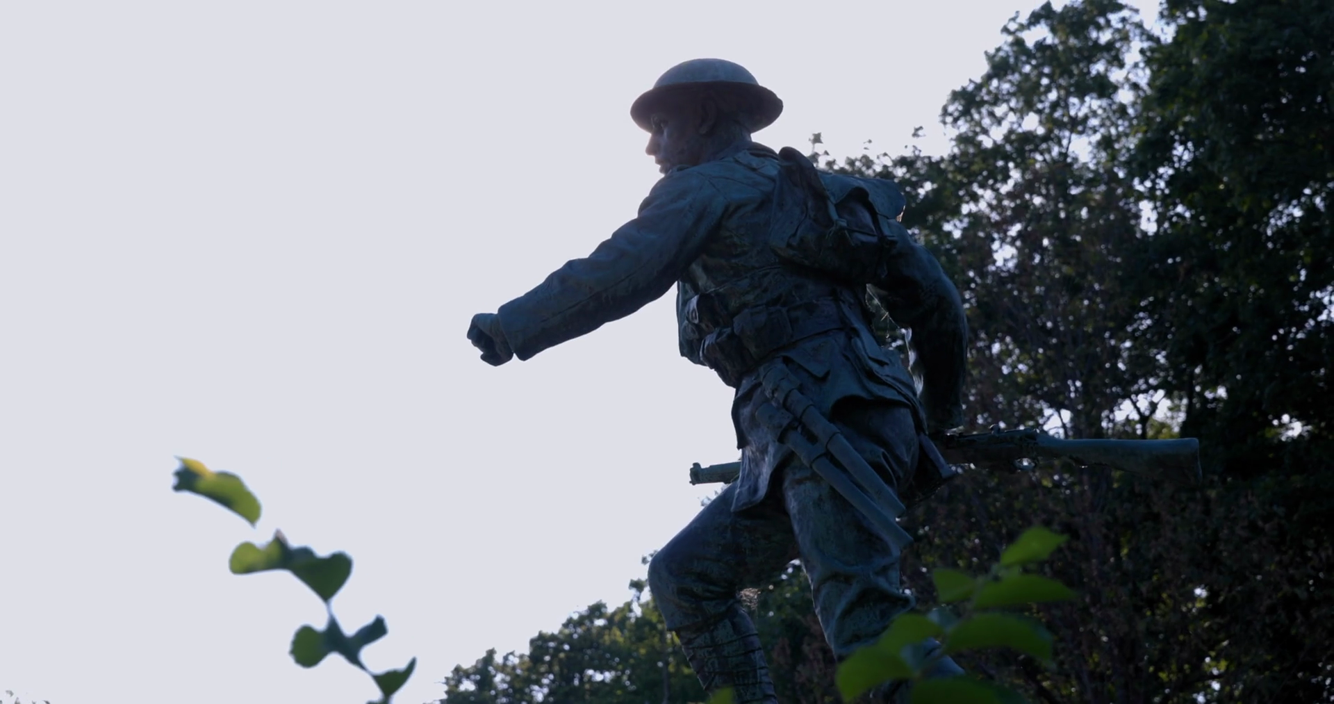 War Memorial Of Soilder Running Into Battle Stock Footage SBV-347705246 ...