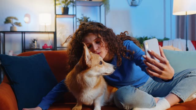 Telephone Woman | Animals stock footage - Storyblocks