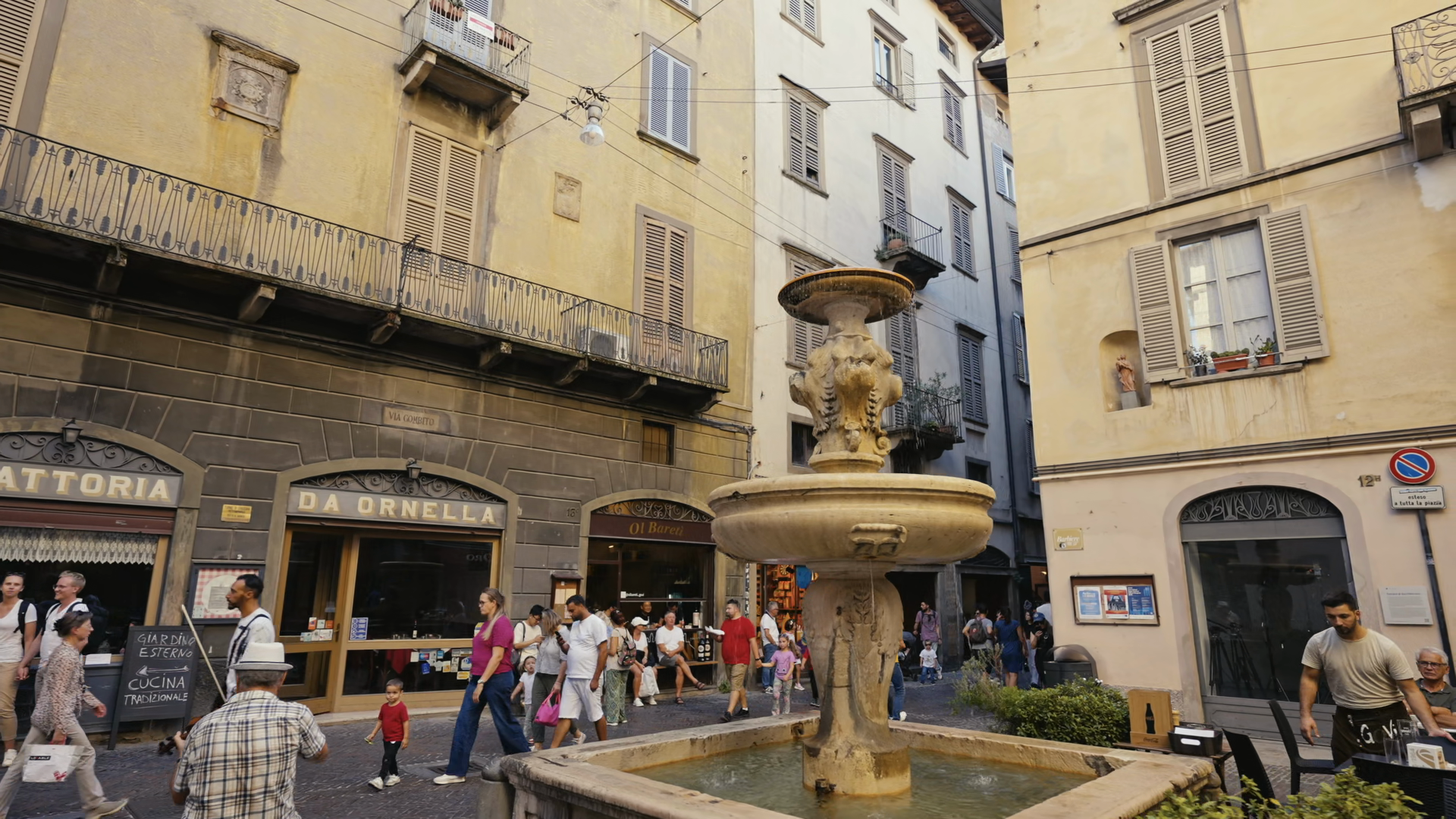 People At Fountain In Bergamo Alta Old Town Stock Footage SBV-353785760 ...