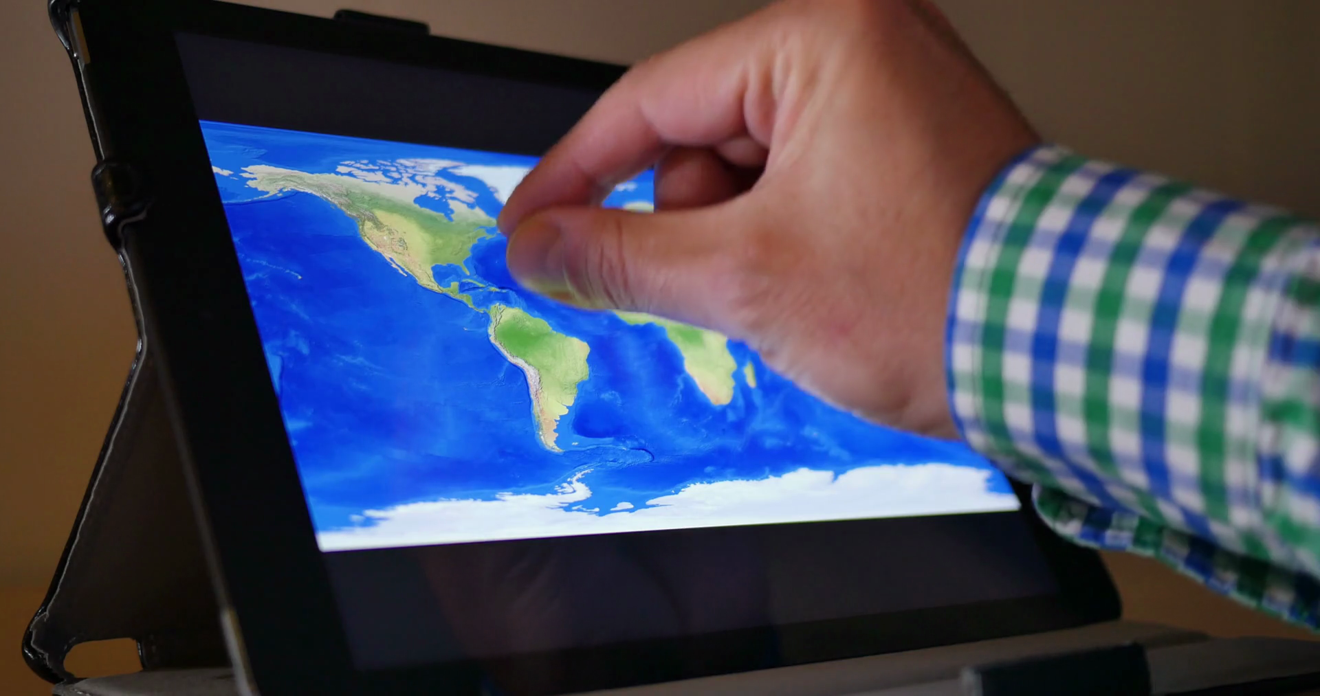 Exploring World Map On Tablet Pc Stock Footage SBV-308167960 - Storyblocks
