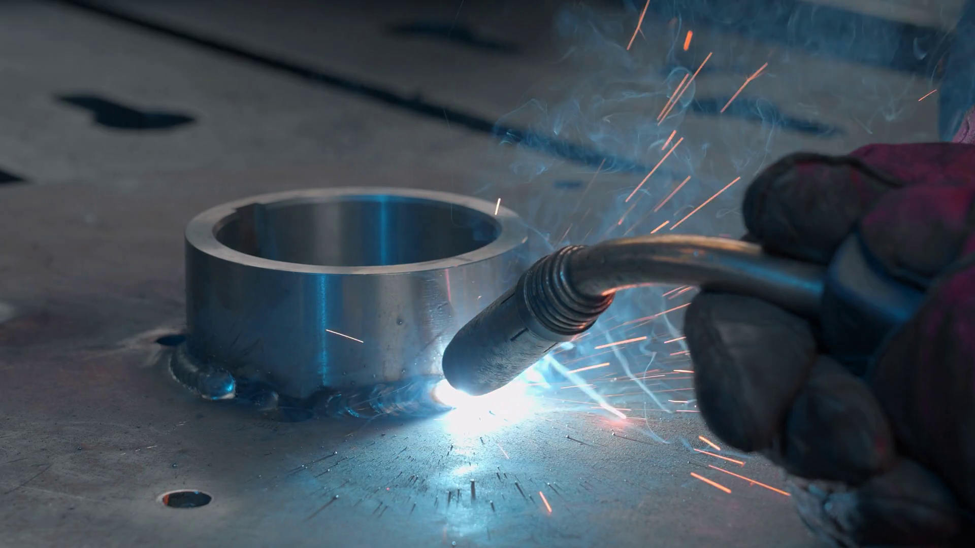 Close-up Welder Welds Metal Ring With Stock Footage SBV-348511825 ...