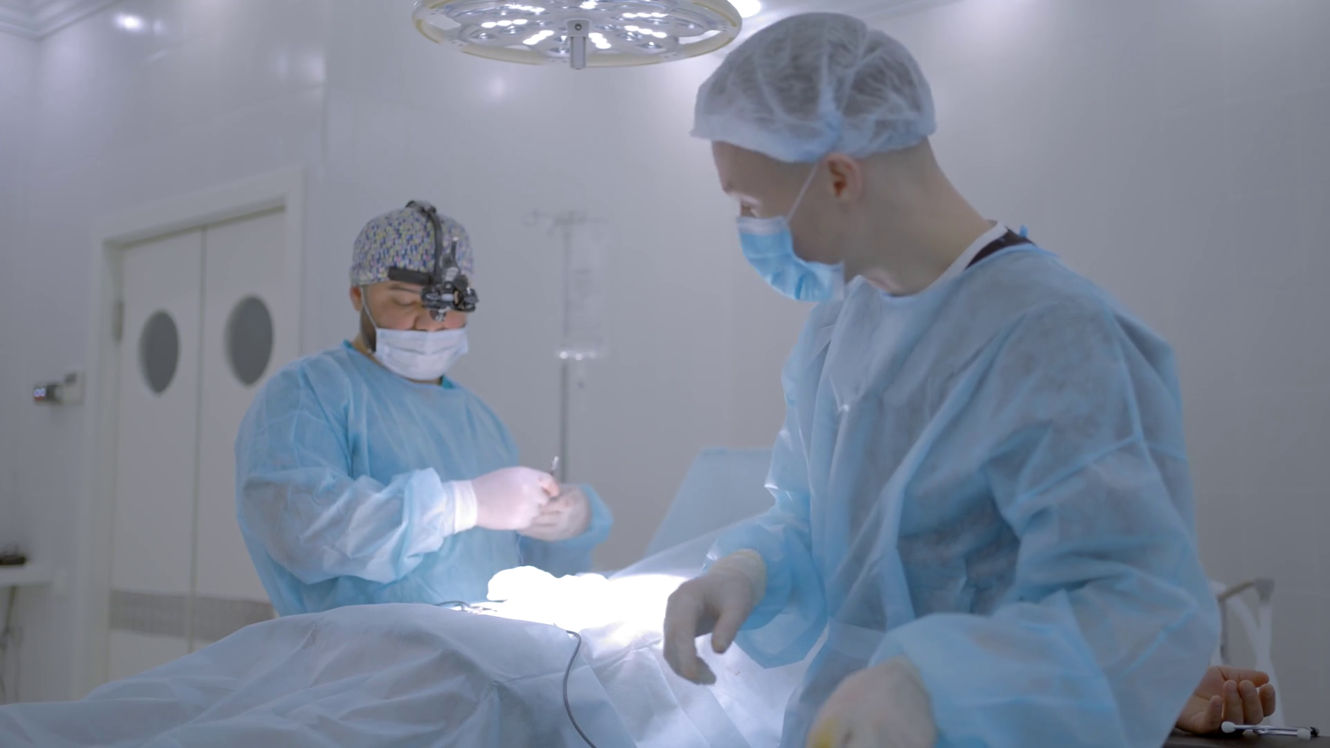 Doctors Action Two Surgeons Performing Stock Footage SBV-348583274 ...