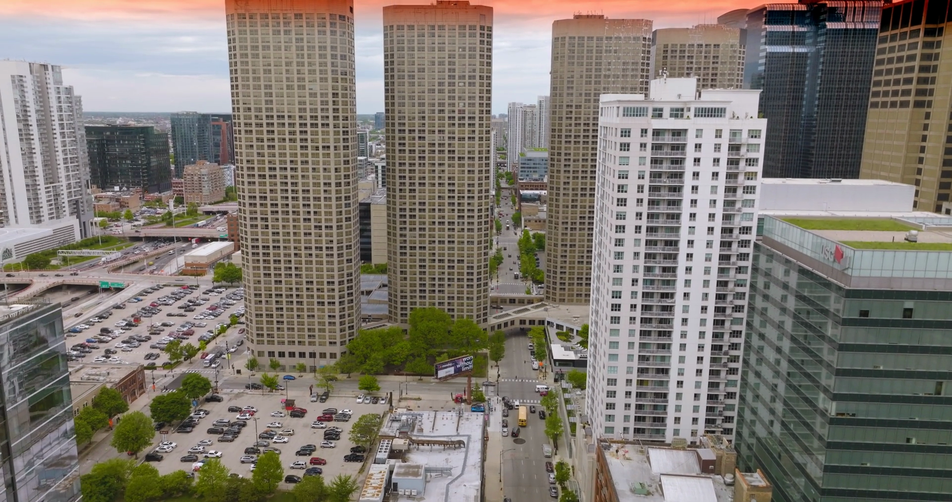 Flight Among Buildings Of Beautiful Chicago Stock Footage SBV-353059937 ...