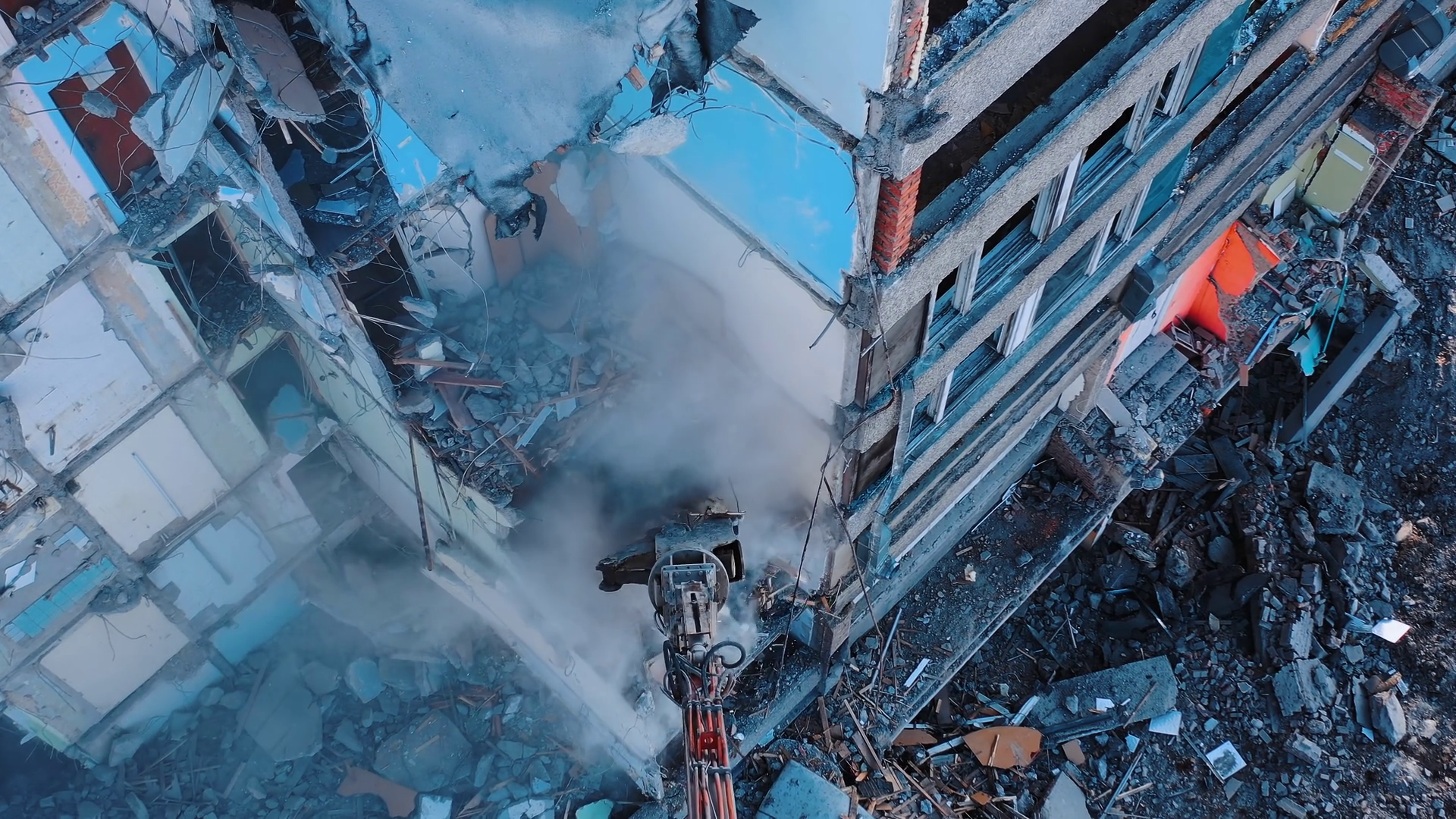 Process Of Dismantling Structure Earthquake Stock Footage SBV-352926350 ...