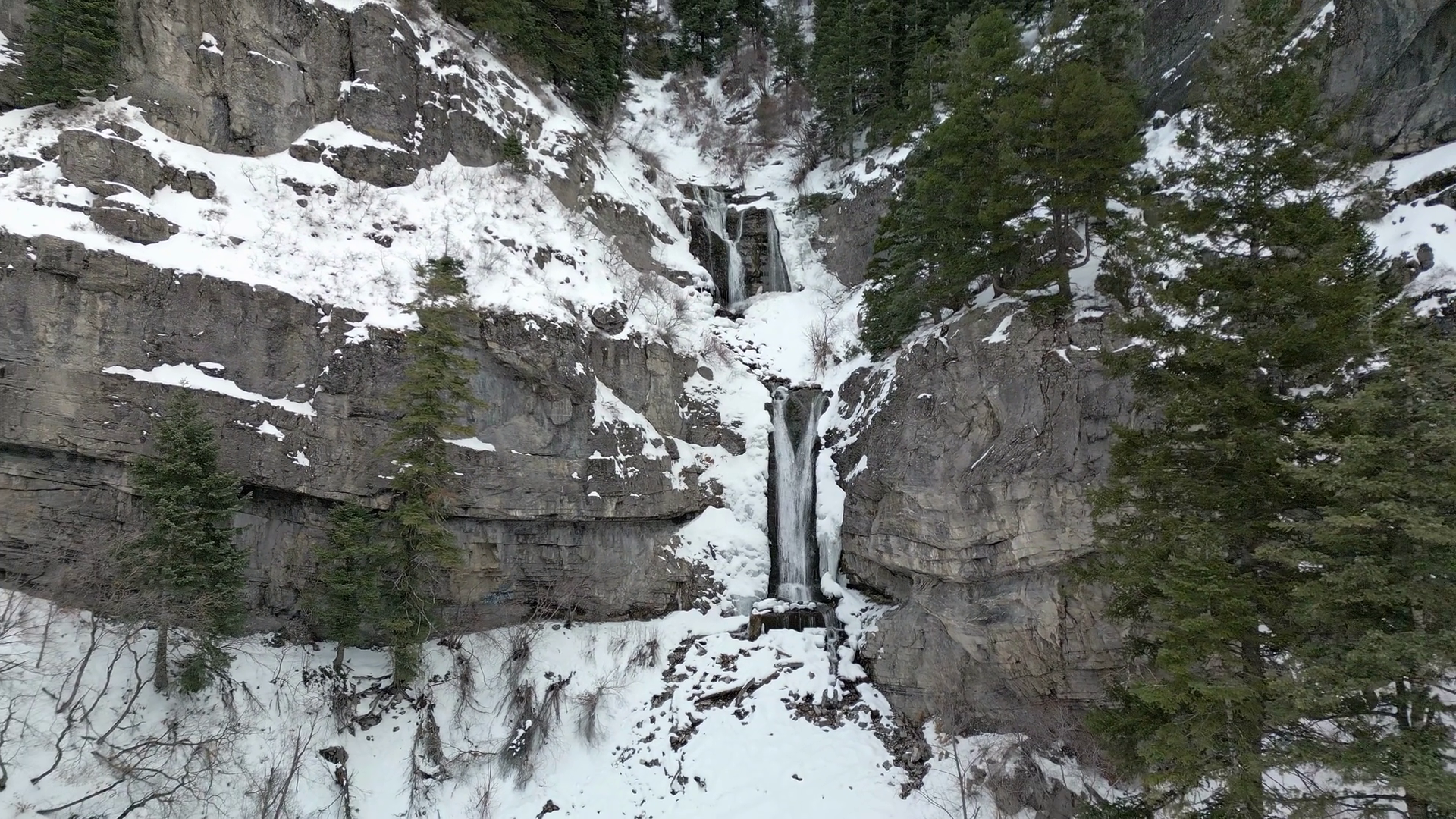 Flying Backwards Looking At Upper Falls In Stock Footage SBV-351846945 ...