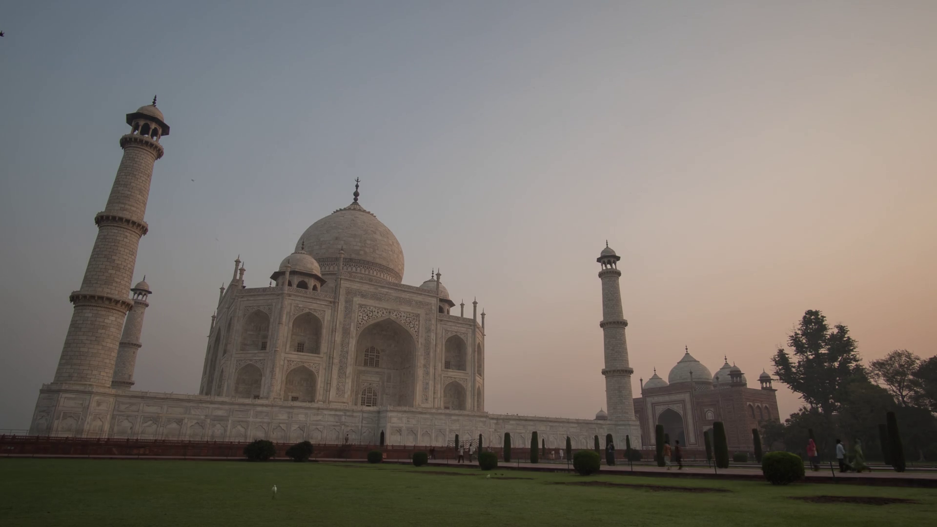 Agra India Taj Mahal Morning Sunrise Time Stock Footage SBV-322464393 ...