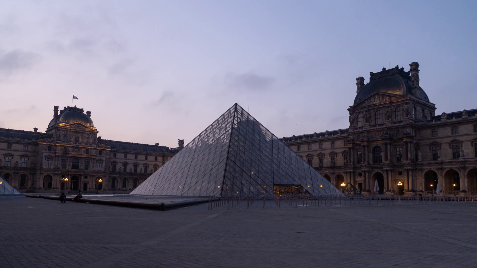 Time Lapse Hyperlapse Of Louvre Pyramid Stock Footage SBV-347745042 ...