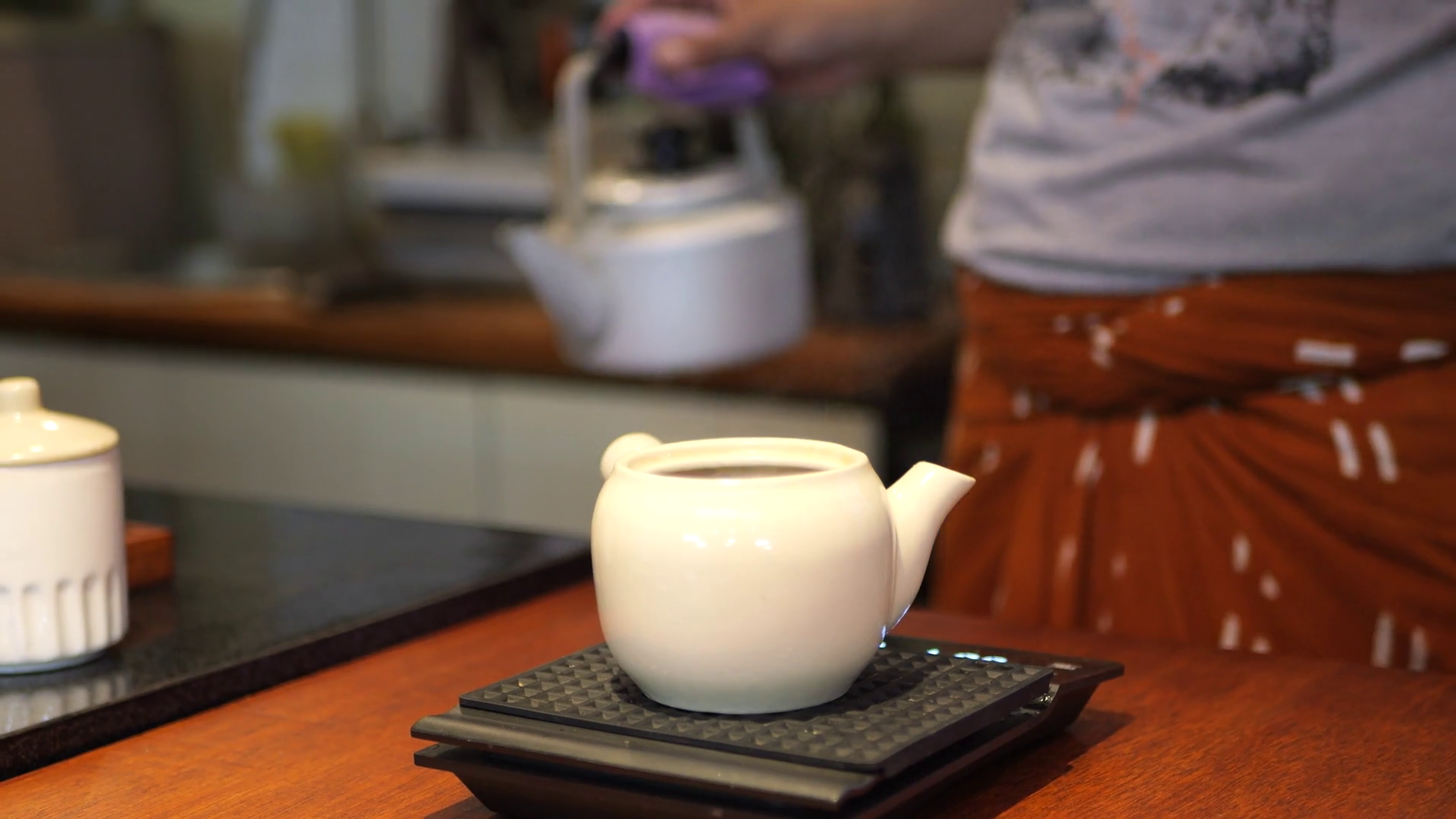 The Hands Of Indonesian Tea Artisan Making Stock Footage SBV-348371826 ...