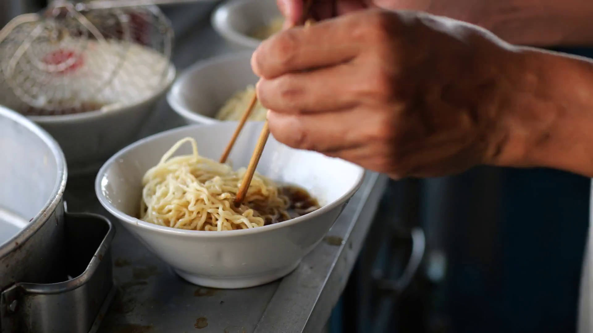 Selective Focus Mie Ayam Mi Ayam Bakmi Ayam Stock Footage SBV-348787003 ...