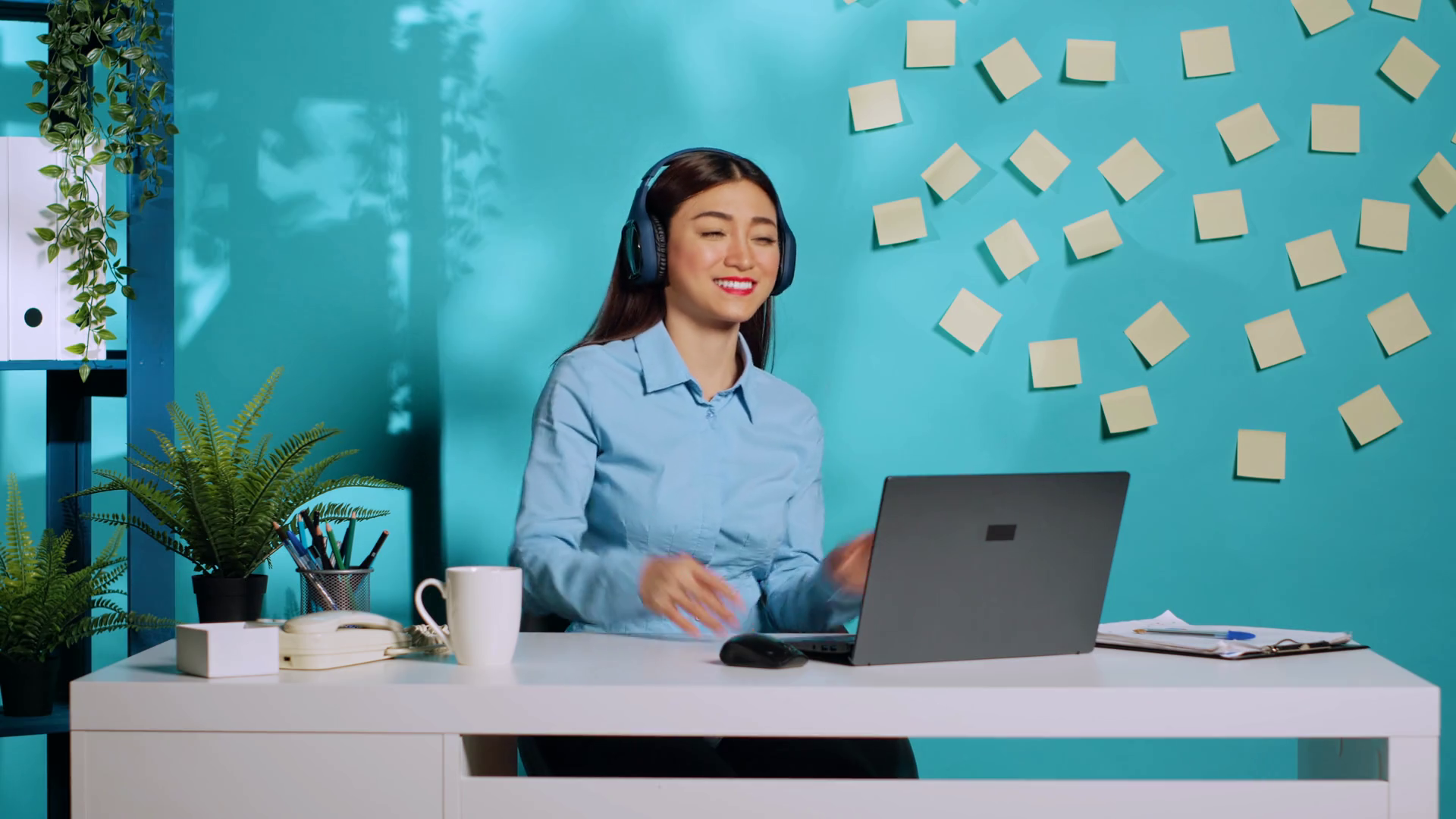 Businesswoman Dancing Singing At Work Stock Footage SBV-347684053 ...
