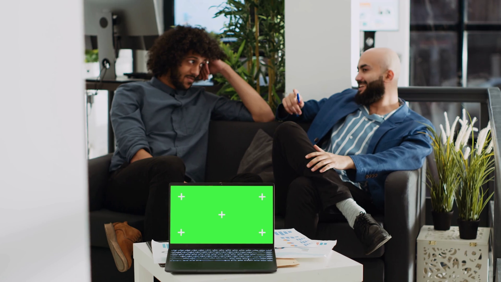 Greenscreen Display On Laptop In Office Stock Footage SBV-347771656 ...