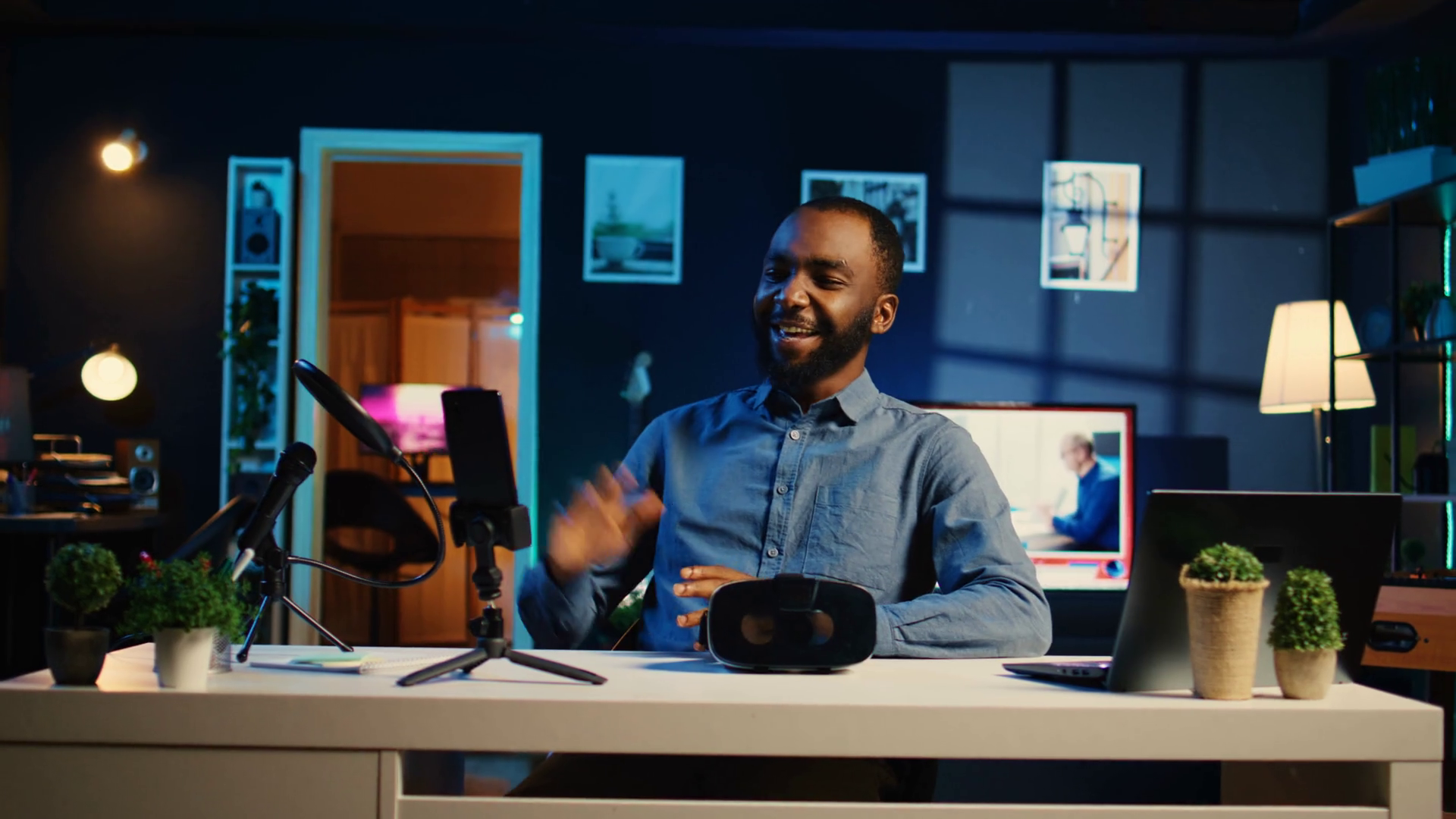 Tech Influencer Filming Sponsored Branded Stock Footage SBV-348674905 ...