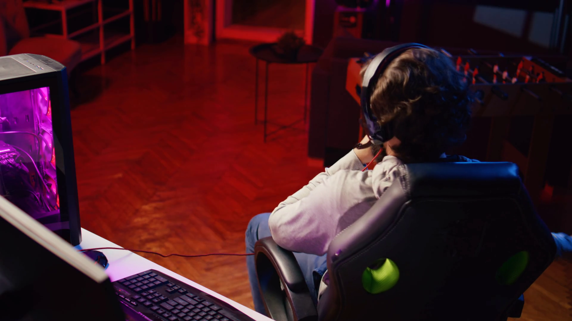 Gamer Discussing With Audience Multiplayer Stock Footage SBV-348720519 ...