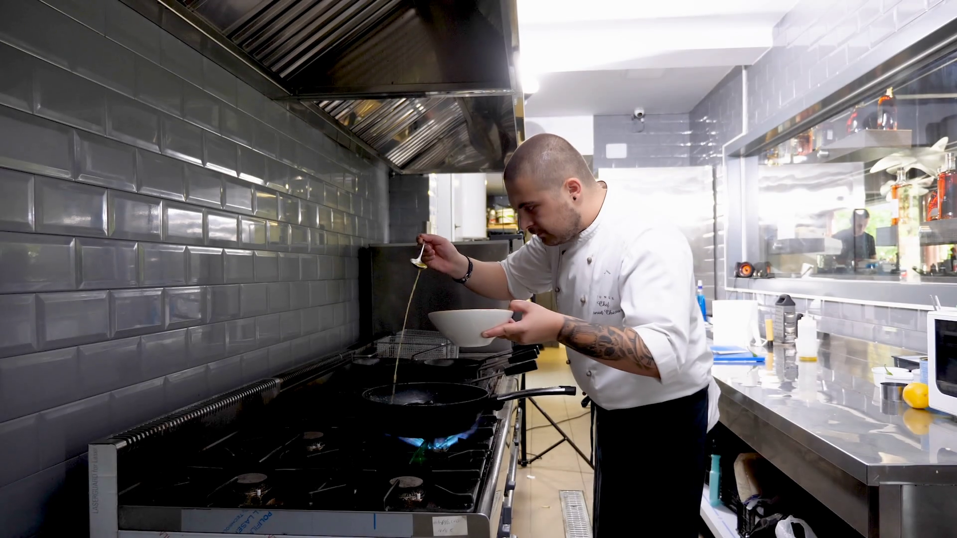 Cook Pouring Souce Over Pan With Frying Stock Footage SBV-327923769 ...