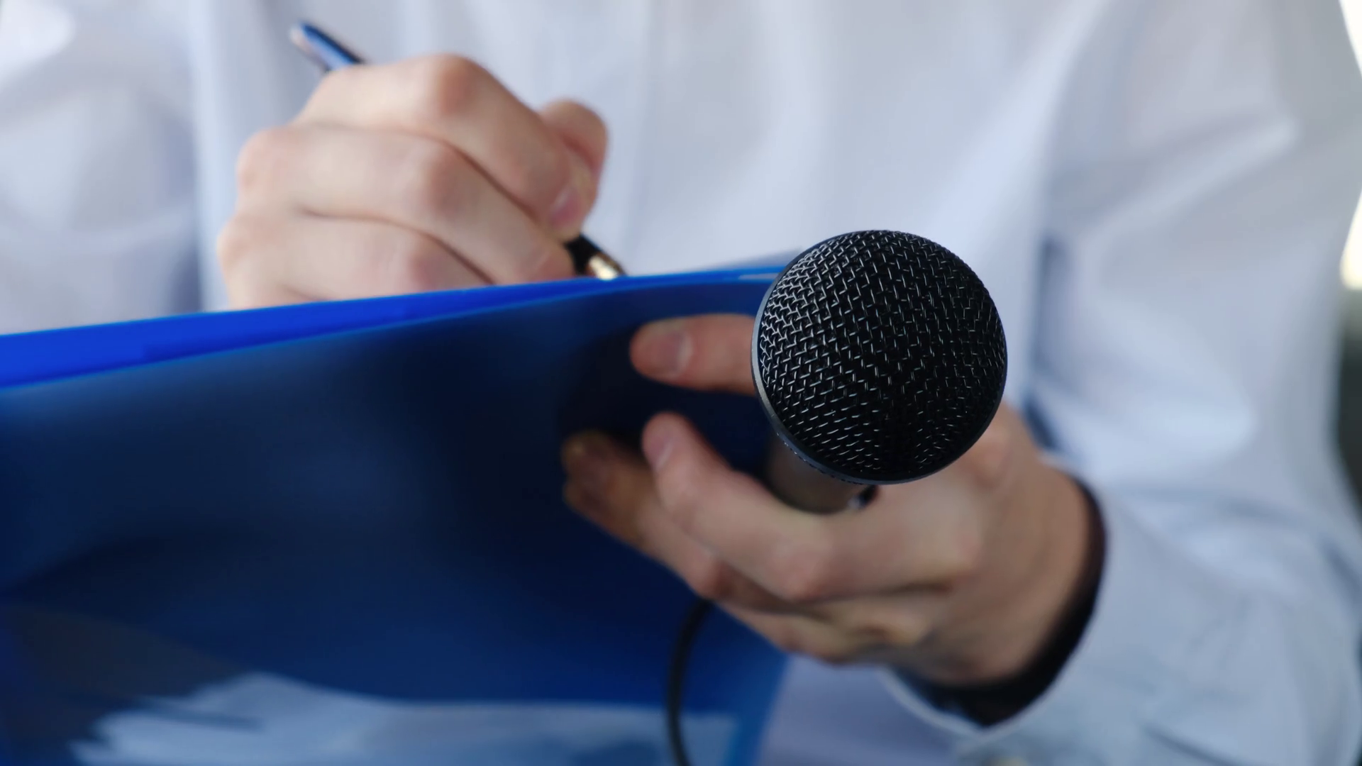 Correspondent Journalist Interviewing Stock Footage SBV-339015729 ...