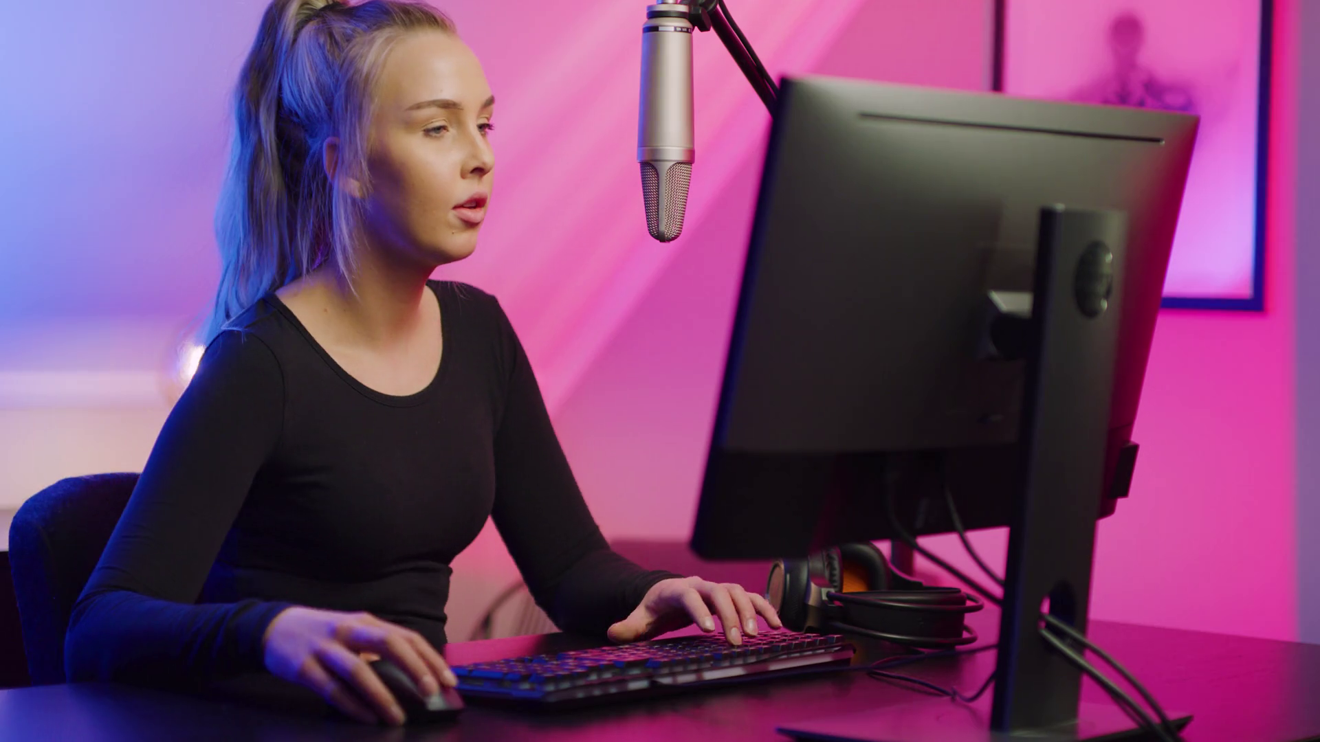 Close-up Up Of Esport Gamer Girl Streaming Stock Footage SBV-338610796 ...