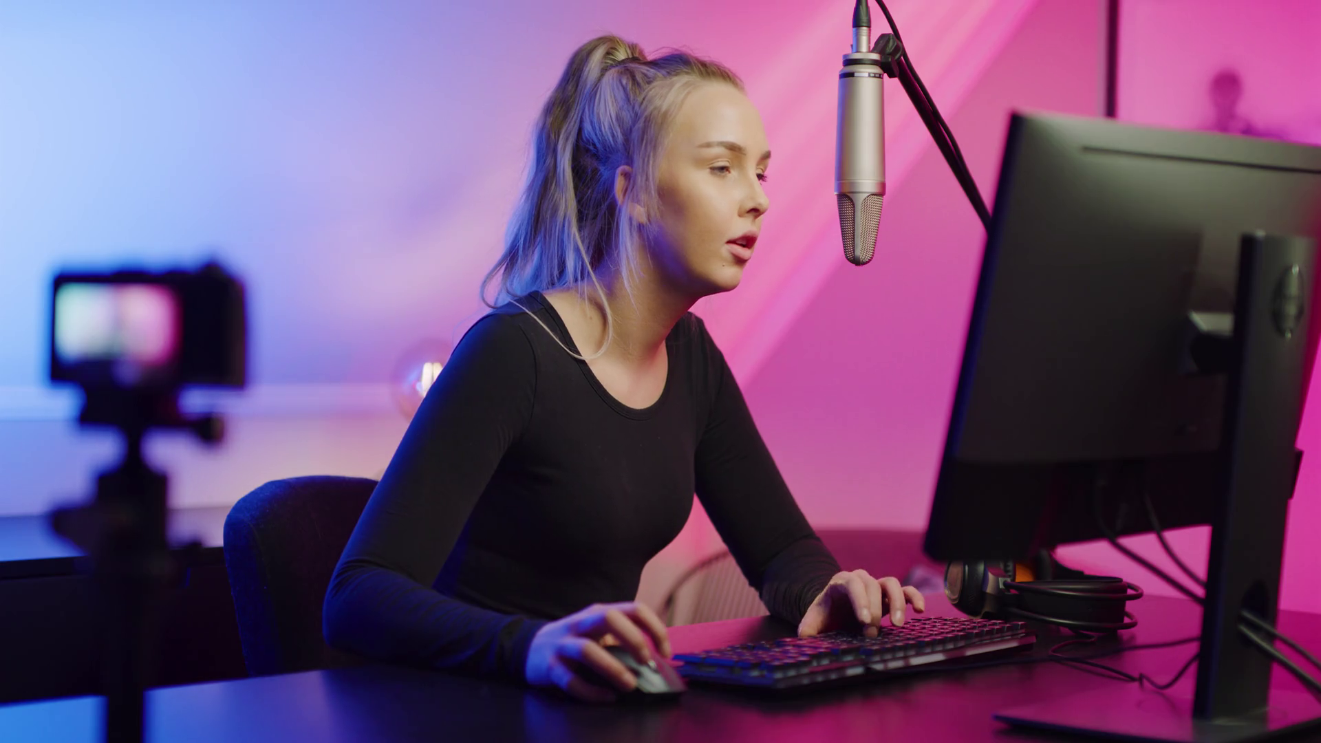 Focused Professional E-sport Gamer Girl Stock Footage SBV-338654379 ...