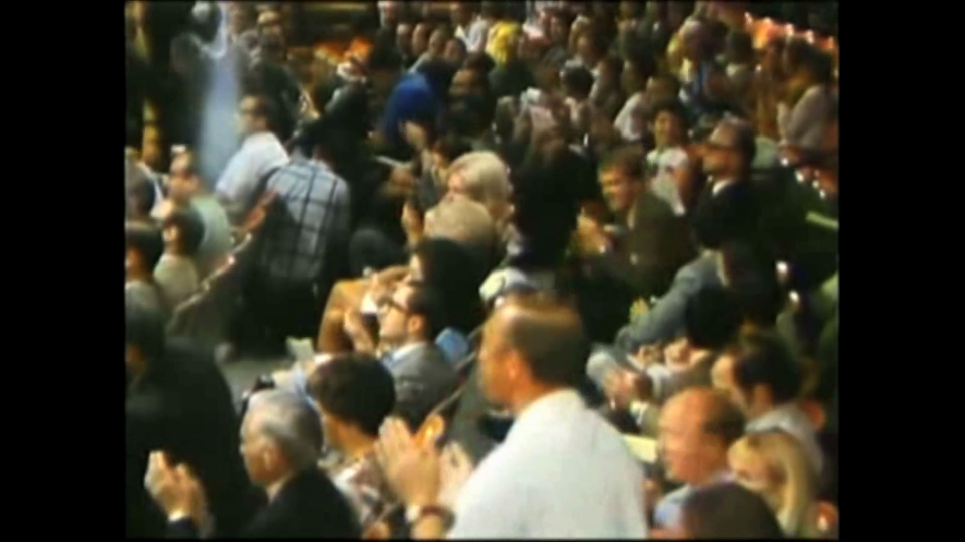 Clapping Audience At Press Event Stock Footage SBV-300104406 - Storyblocks