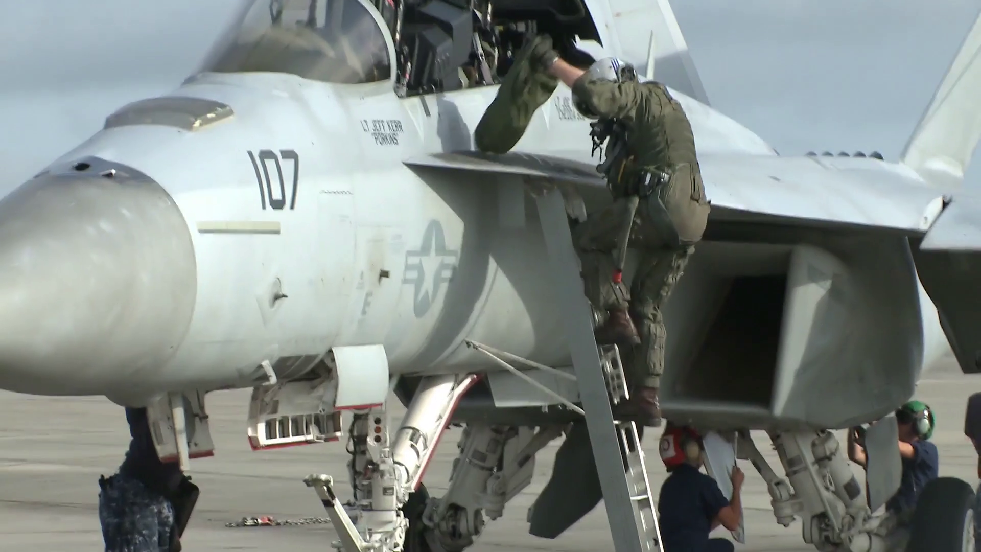 F/a-18 F-16 Pilots Participate In Top Gun Stock Footage SBV-301890146 ...