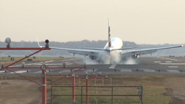 Plane Landing Stock Video Clips & Footage - Storyblocks