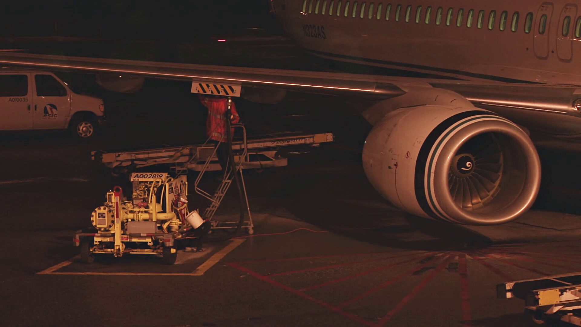 Refueling Airplane At Night Stock Footage SBV-300128273 - Storyblocks