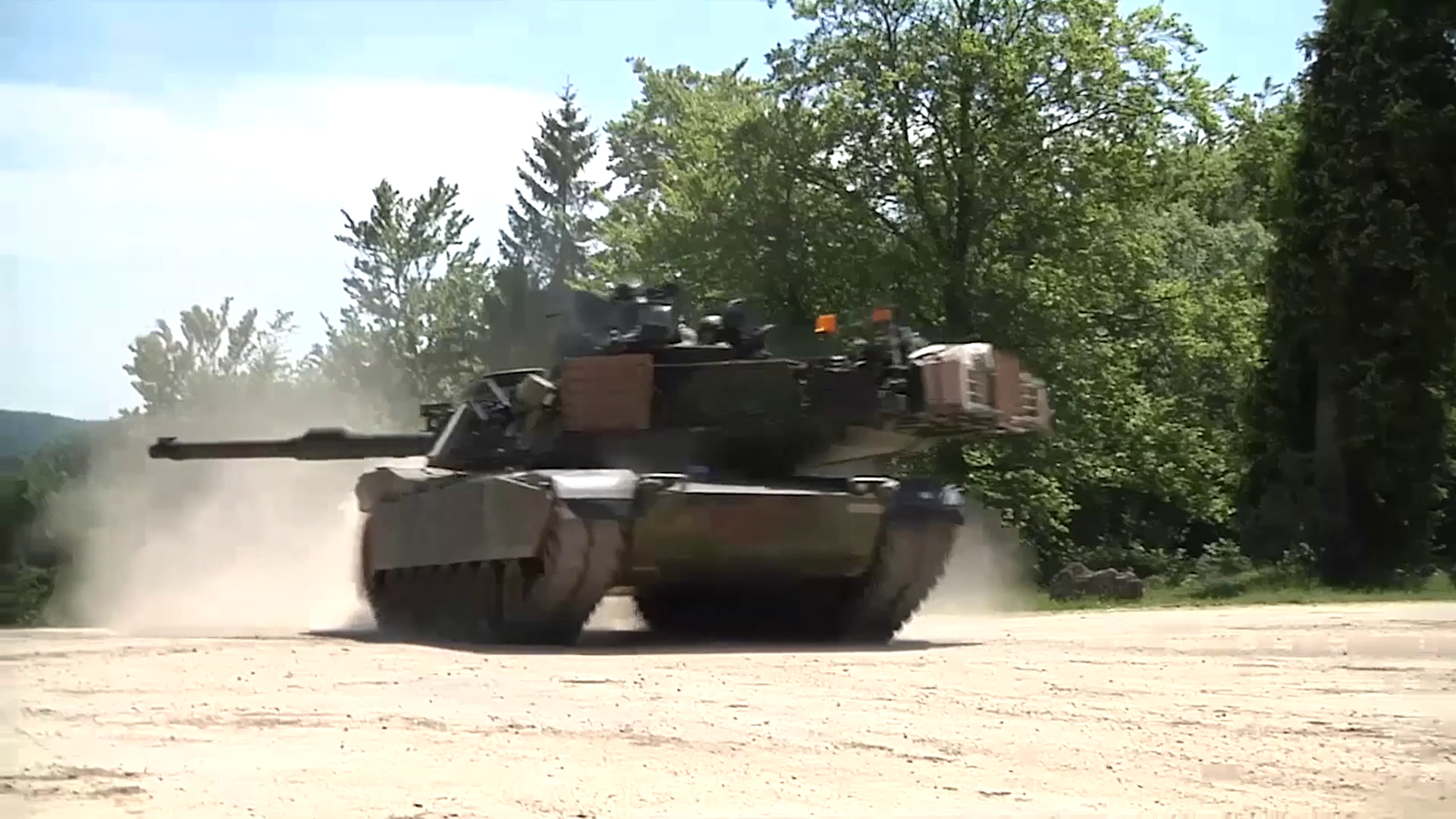 Soldiers Opfor Position Attacked Armor Tank Stock Footage SBV-301890333 ...