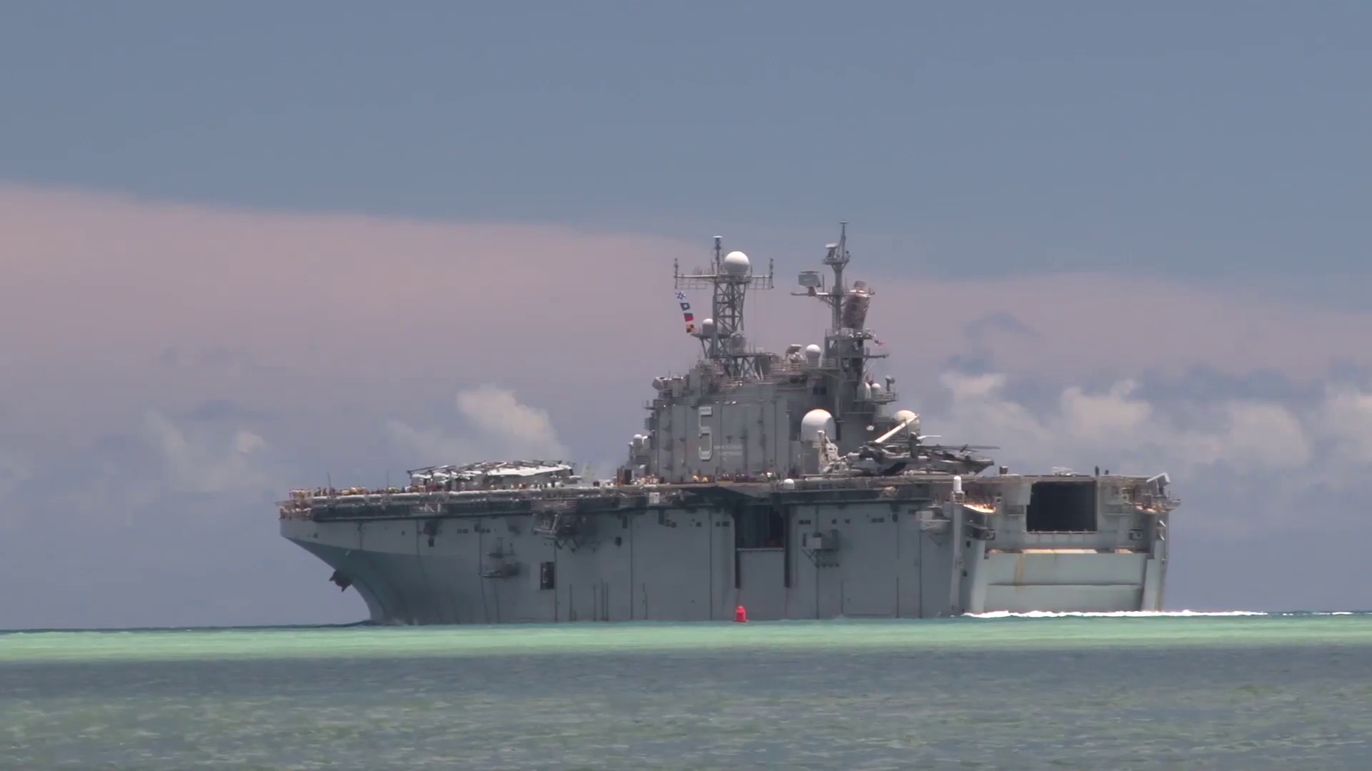 Uss Peleliu (lha-5) Rimpac Ship Depart Sea Stock Footage SBV-301890148 ...