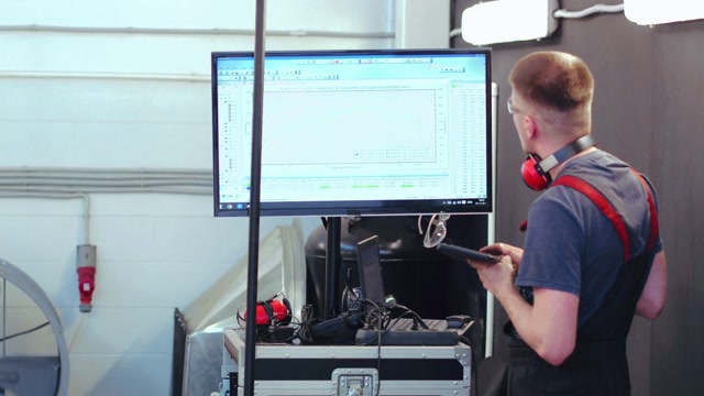 Mechanic Screen Stock Footage: Royalty-Free Video Clips - Storyblocks