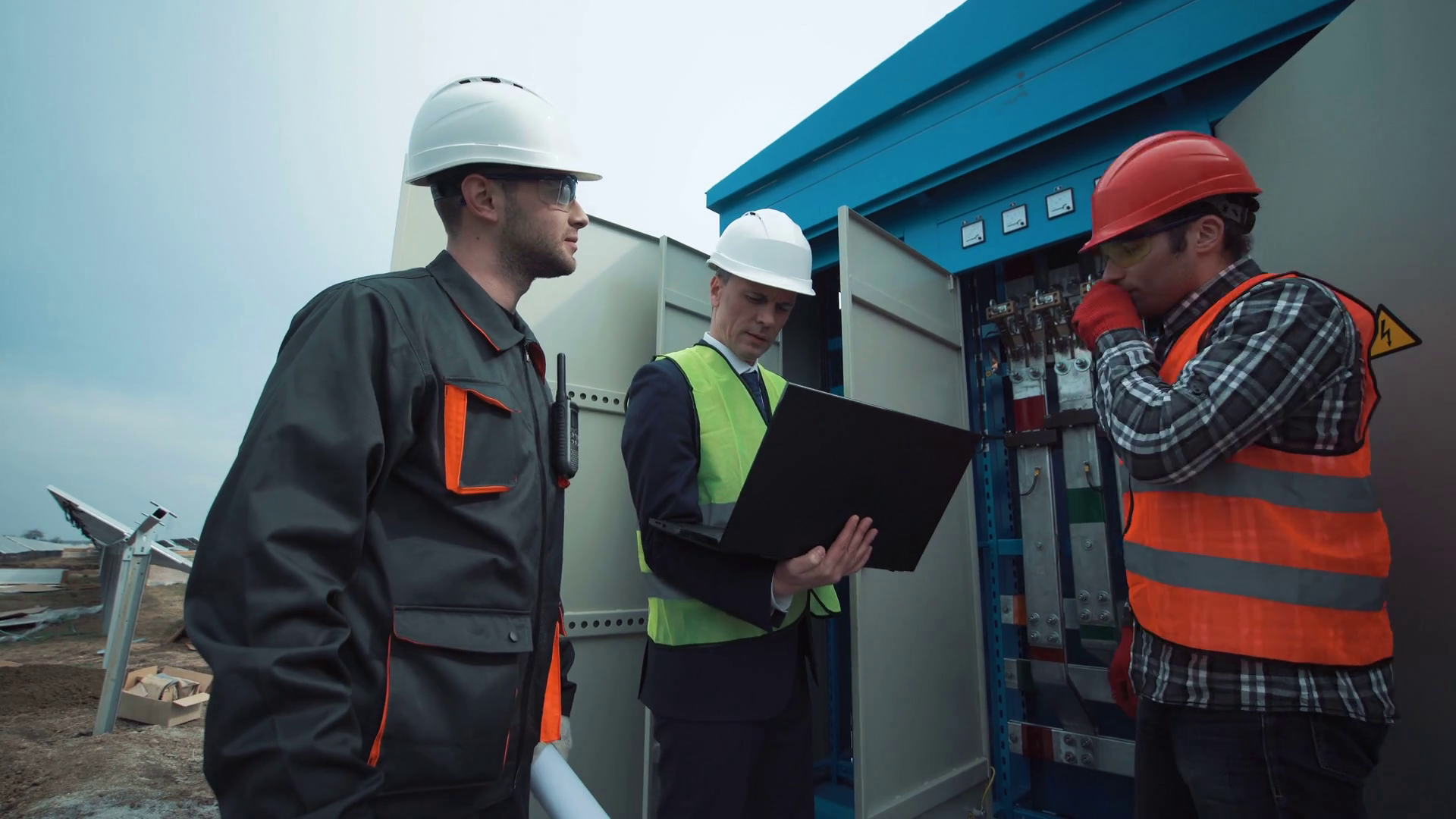 The Group Of Electricians Engineers Stand Stock Footage SBV-314168268 ...