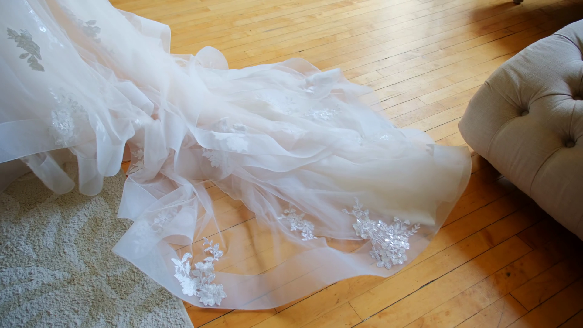 A Long Bride Veil Wedding Robe Falling On Stock Footage SBV-352696170 ...