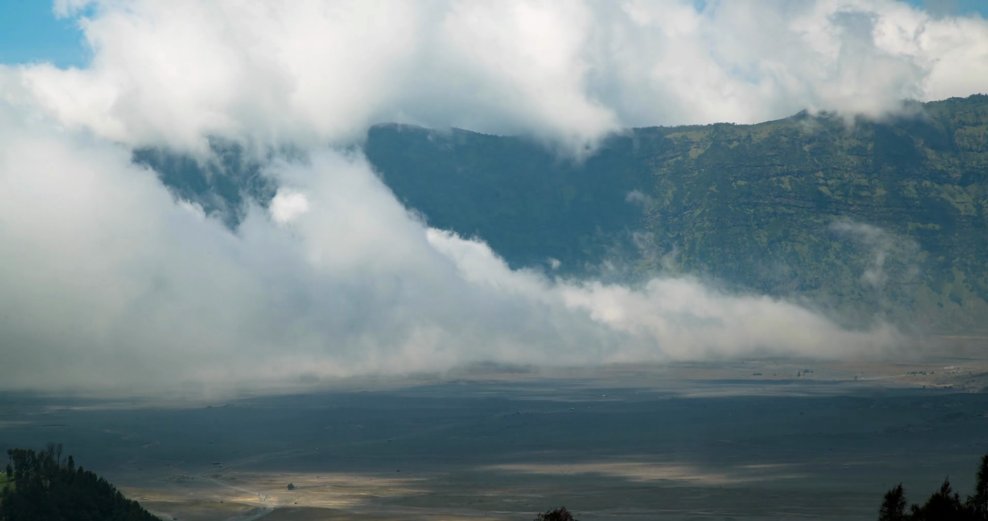 Timelapse Of Clouds Descending On Mount Stock Footage SBV-347747570 ...