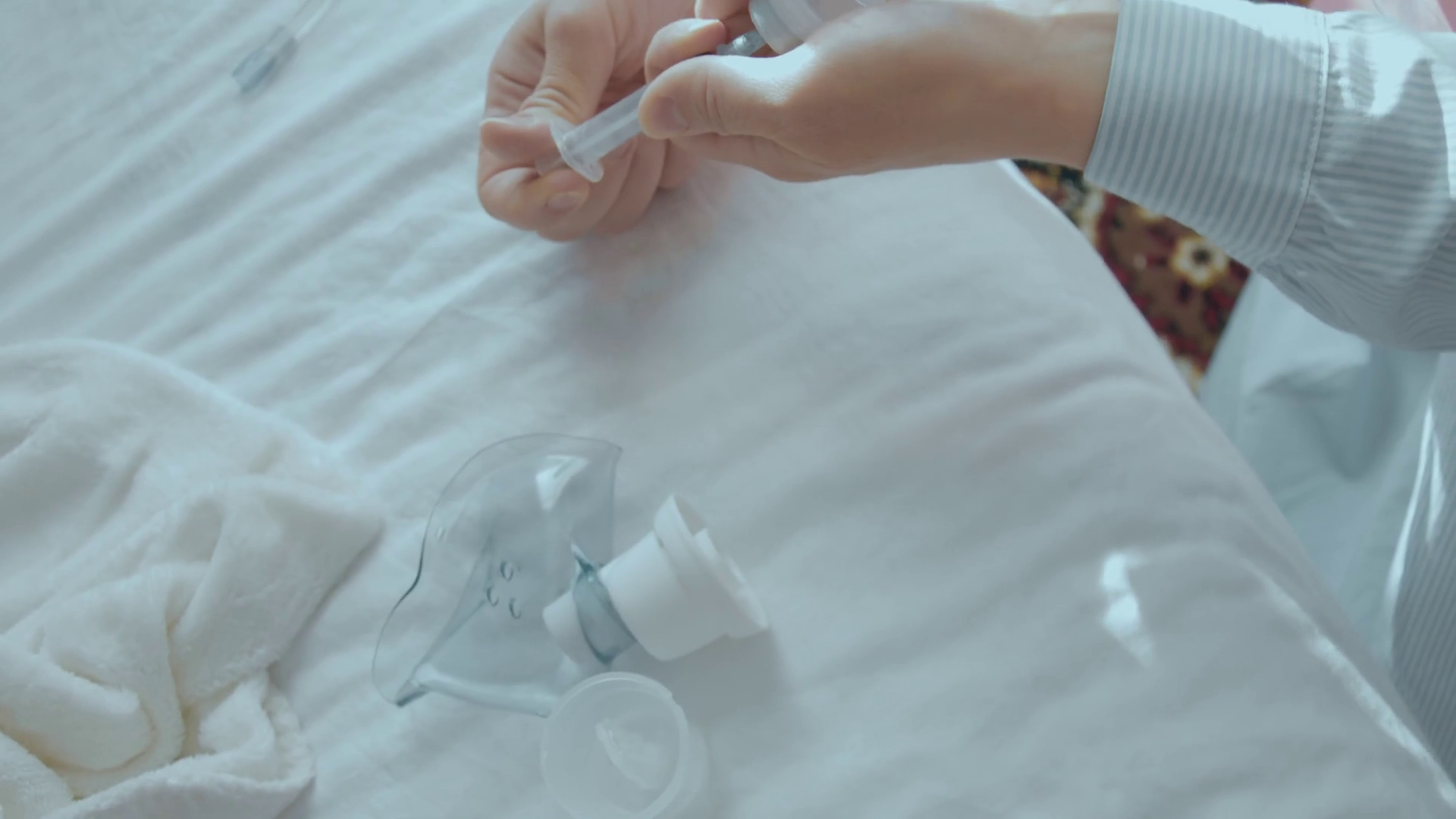 Filling Nebulizer Respiratory Mask With Stock Footage SBV-348573476 ...