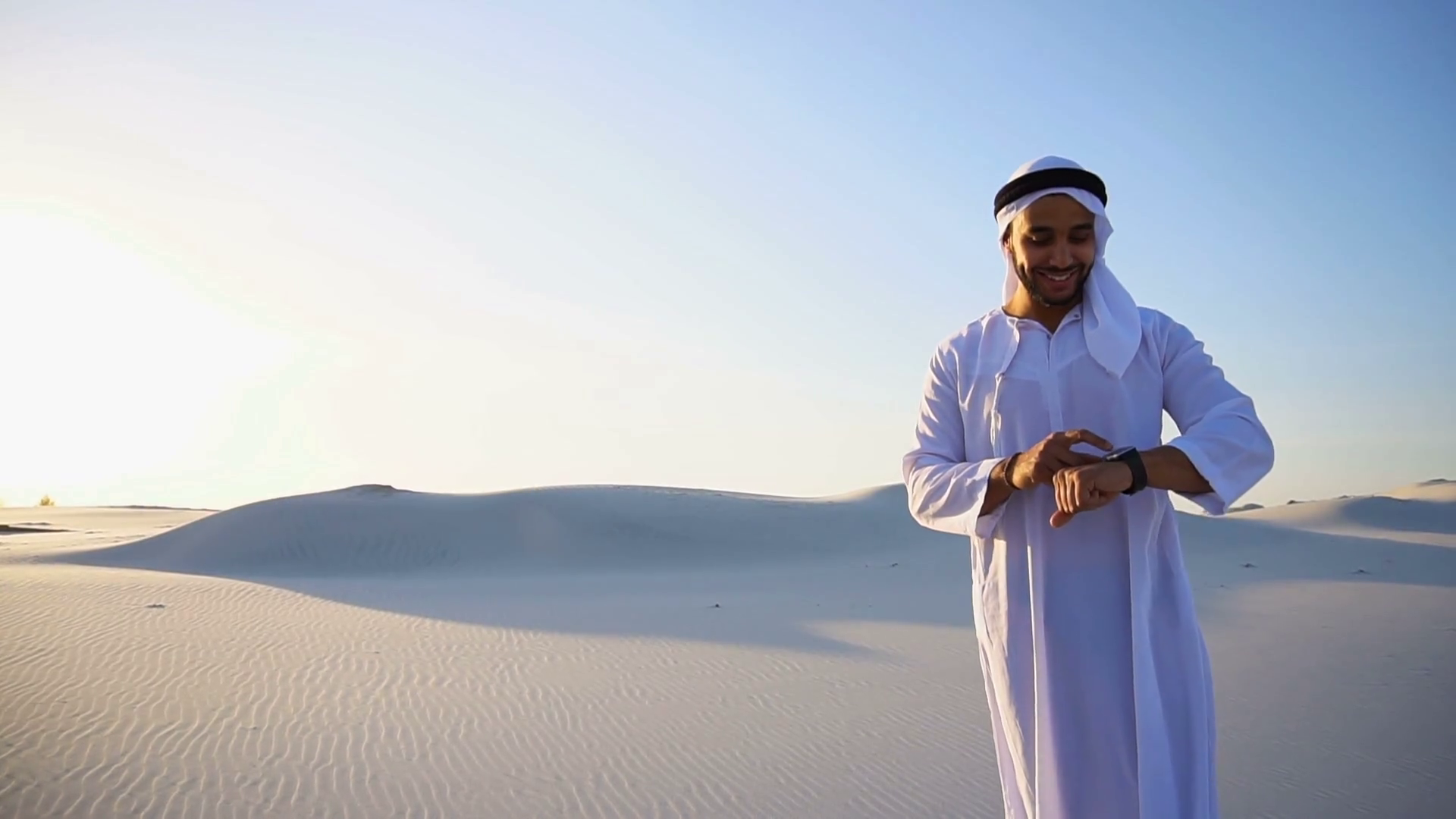 Modern Male Sheikh Uses Smart Watch Stands Stock Footage SBV-316746348 ...