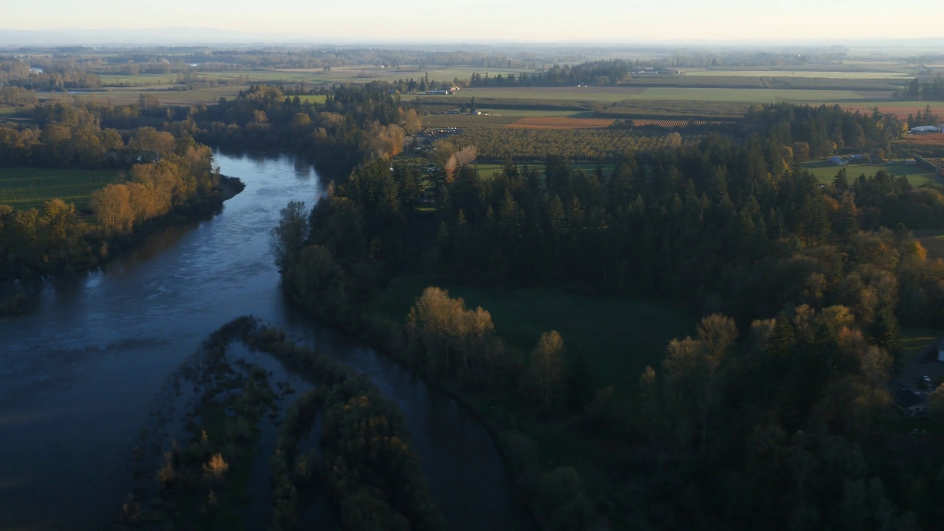 Aerial View Of Willamette River Oregon: 4k Stock Footage SBV-347594802 ...