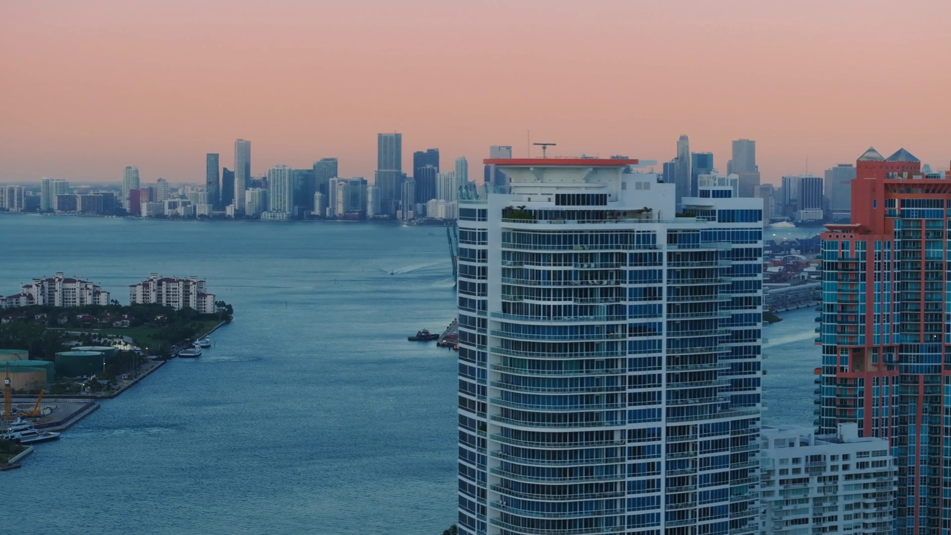 Breathtakingly Beautiful Sunrise Over Miami Stock Footage SBV-352032704 ...