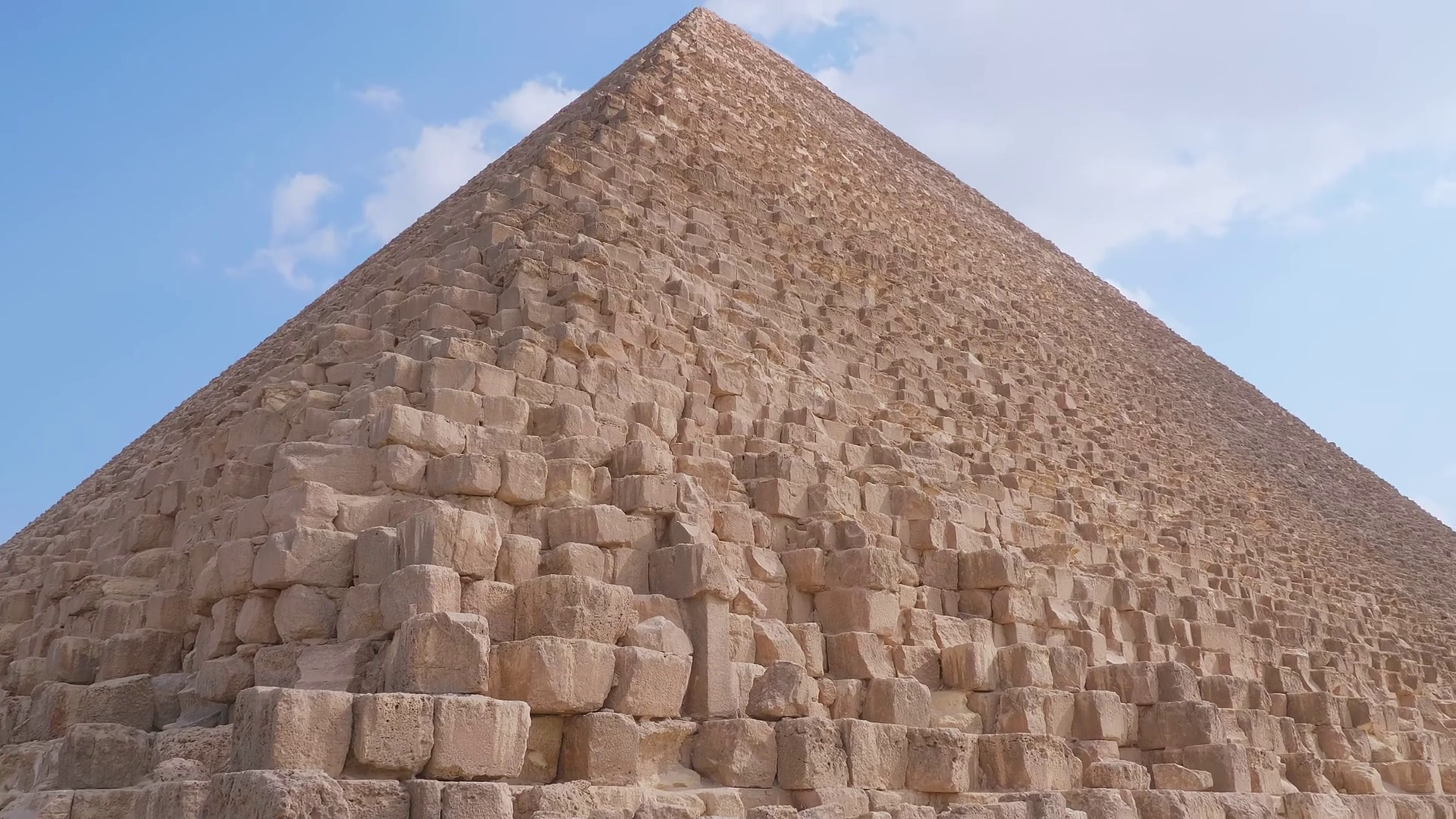 The Great Pyramid Of Giza Egypt Ancient Stock Footage SBV-352708084 ...