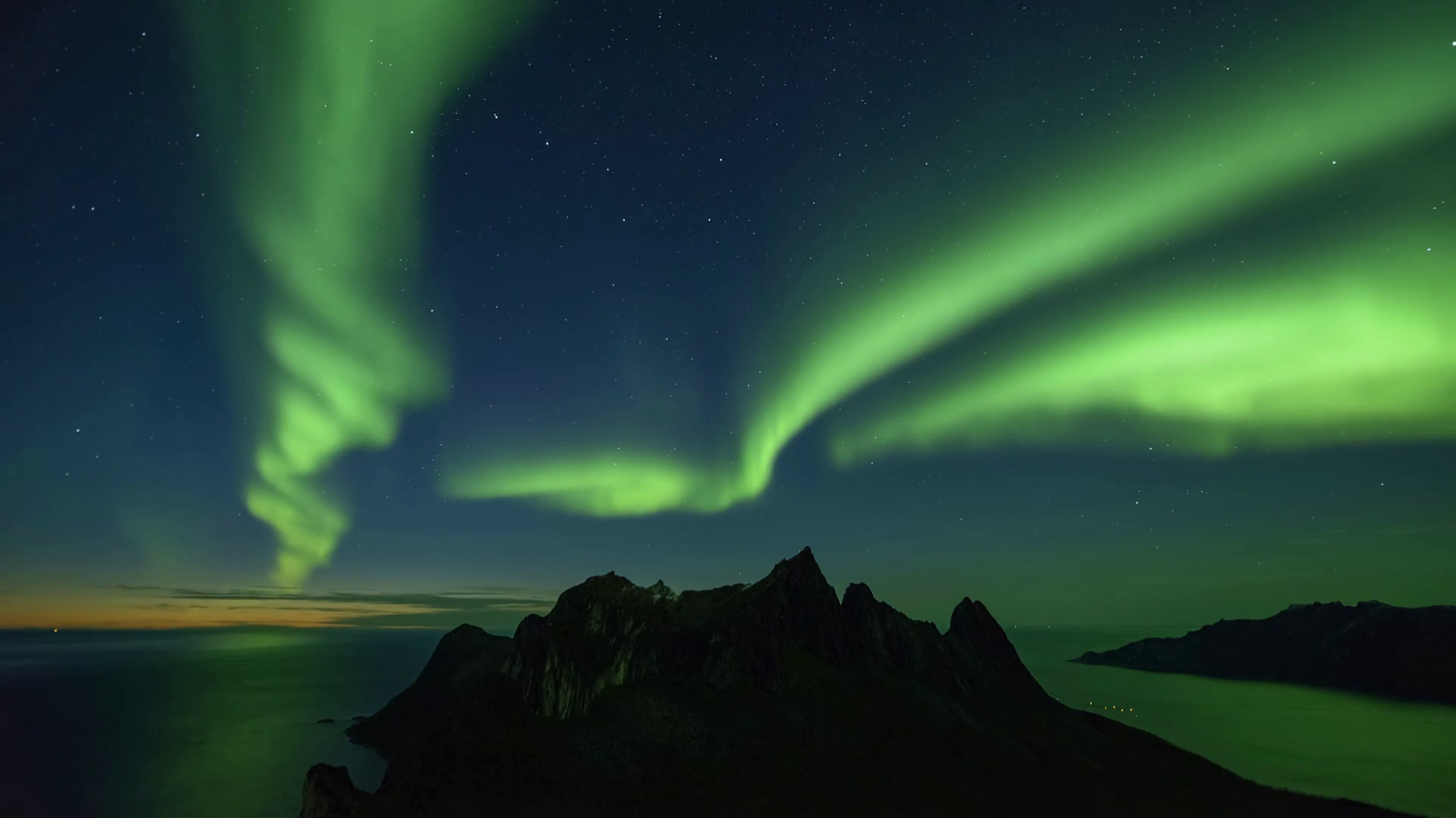 Dune Aurora Borealis Over Senja Stock Footage SBV-348476987 - Storyblocks